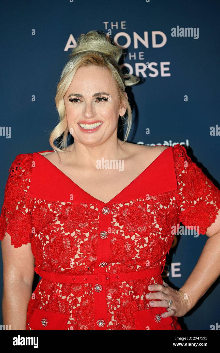 Rebel wilson drama hi-res stock photography and images - Alamy
