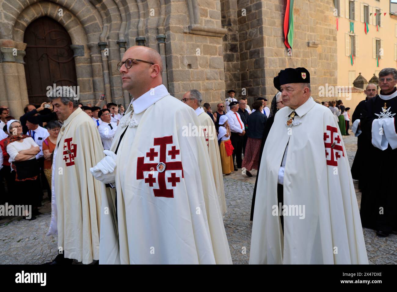 Le Dorat, France. Septennial ostensions of Dorat which celebrate the ...