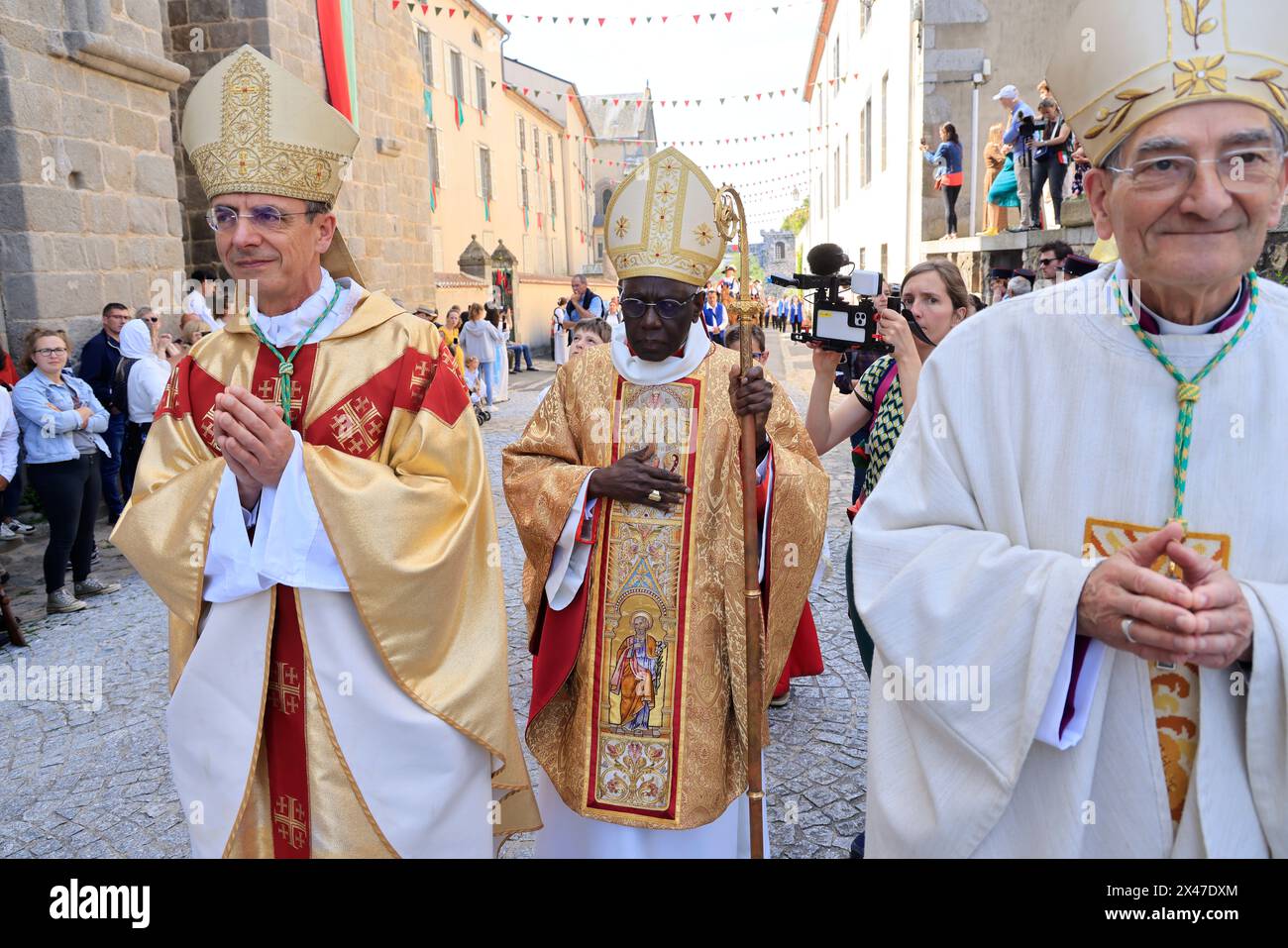 Le Dorat, France. Septennial ostensions of Dorat which celebrate the ...