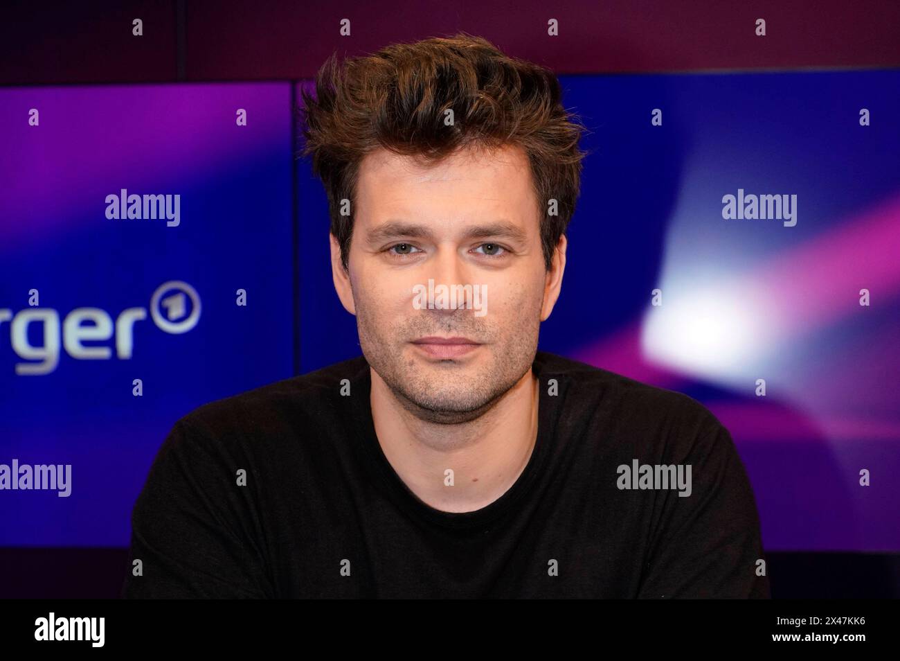 Tilo Jung in der ARD-Talkshow maischberger im Studio Berlin Adlershof ...