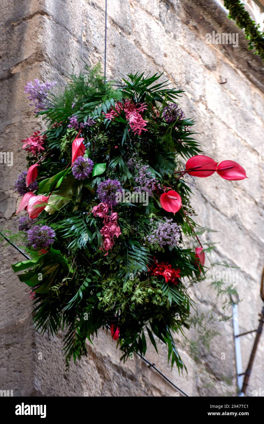 Parade of the Tarasca and the giants and big heads in the Corpus ...