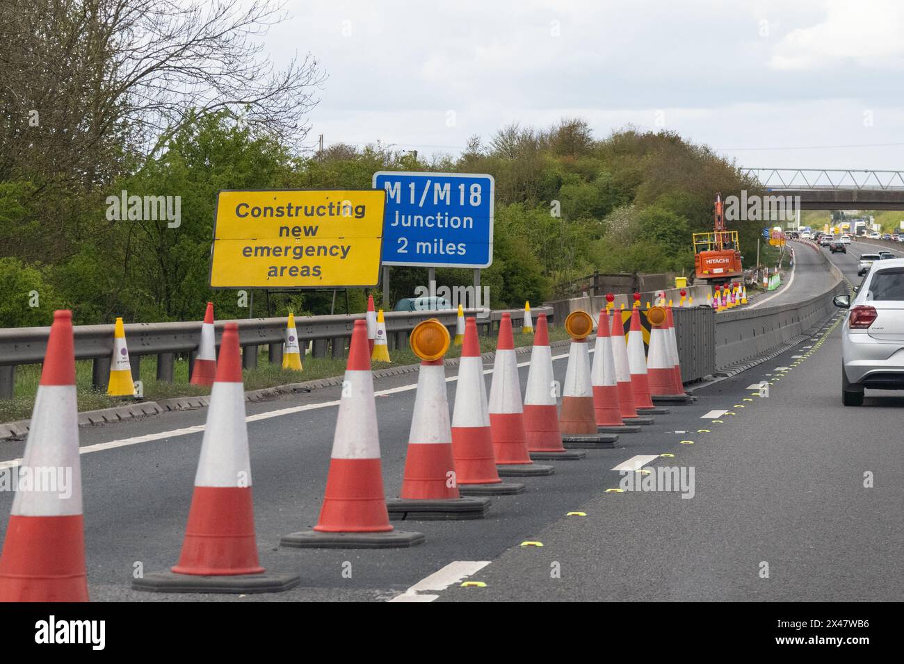 Smart motorway emergency areas retrofit hi-res stock photography and ...
