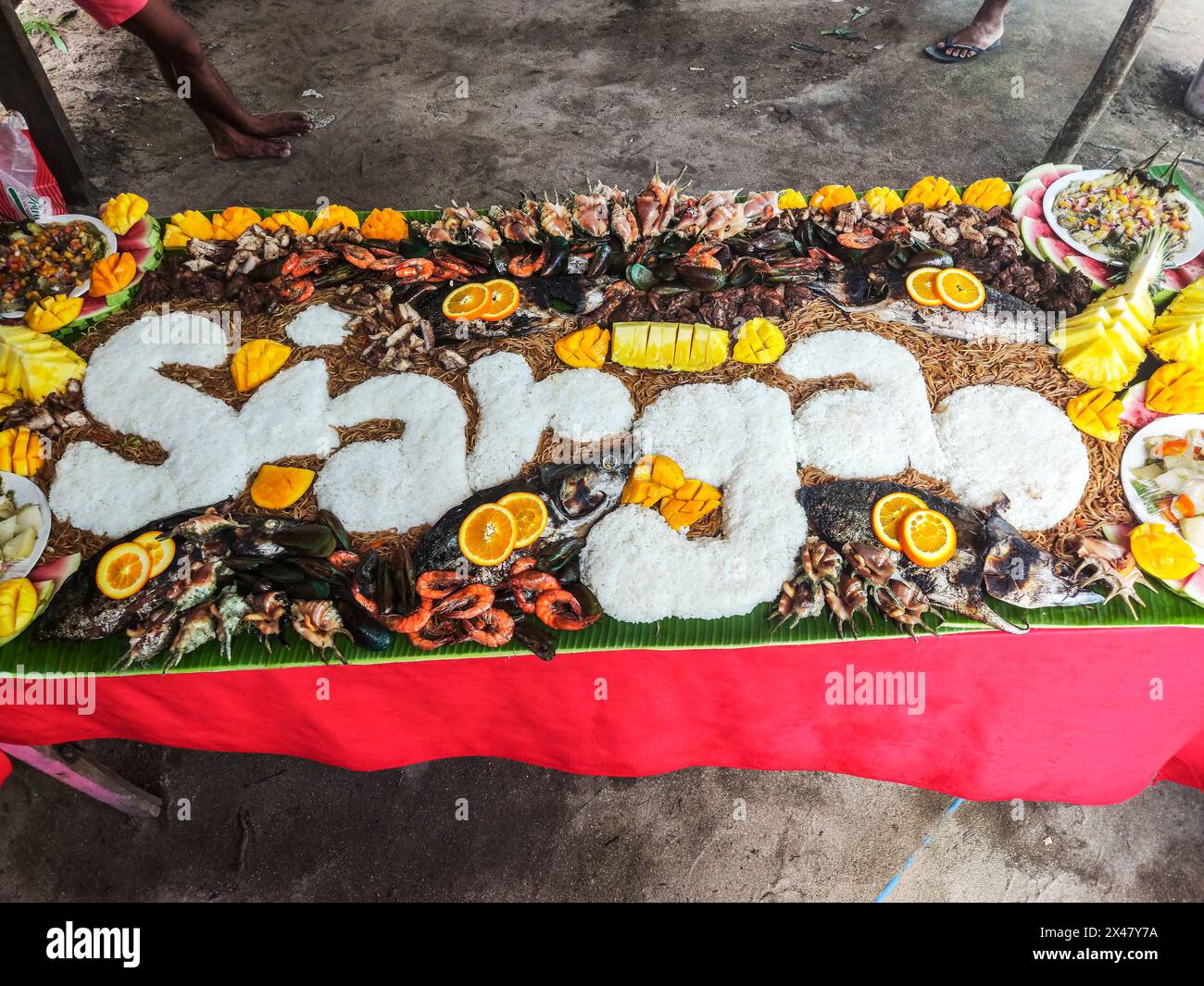 Siargao's boodle fight showcases the island's fresh seafood. Locals and ...