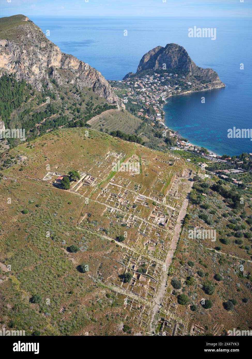 Sicily sea archaeologic hi-res stock photography and images - Alamy
