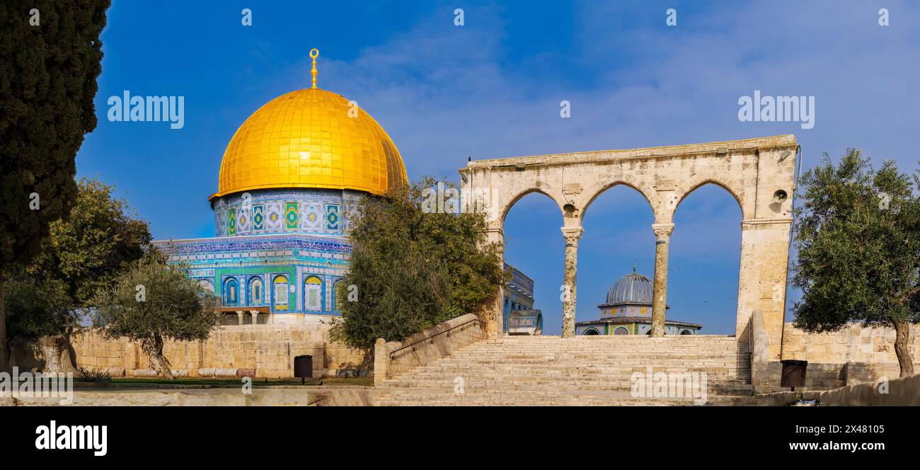 Israel, Jerusalem. Temple Mount, Al-Aqsa Mosque linked to Muhammad and ...