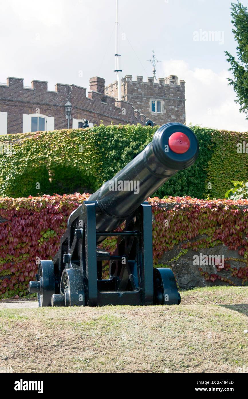 Seaward bastions hi-res stock photography and images - Alamy