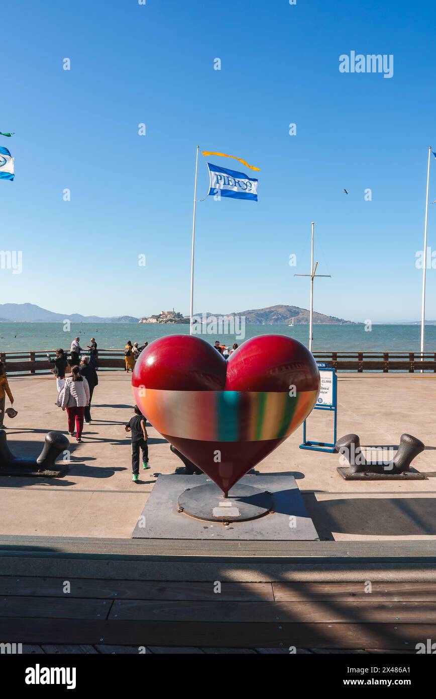 Vibrant Heart Sculpture on Waterfront Promenade, San Francisco Stock ...