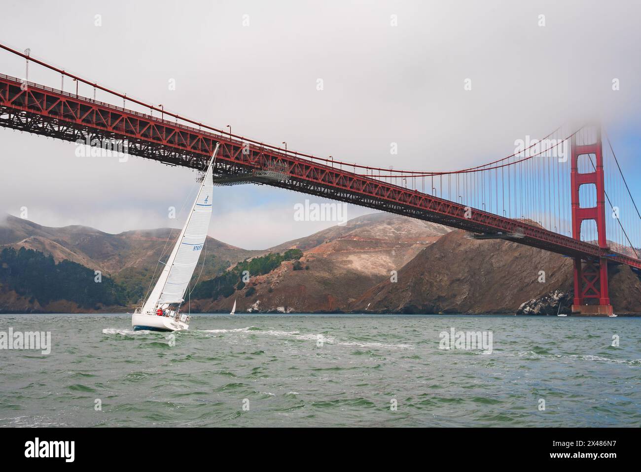 Golden Gate Bridge Over San Francisco Bay, California Stock Photo - Alamy