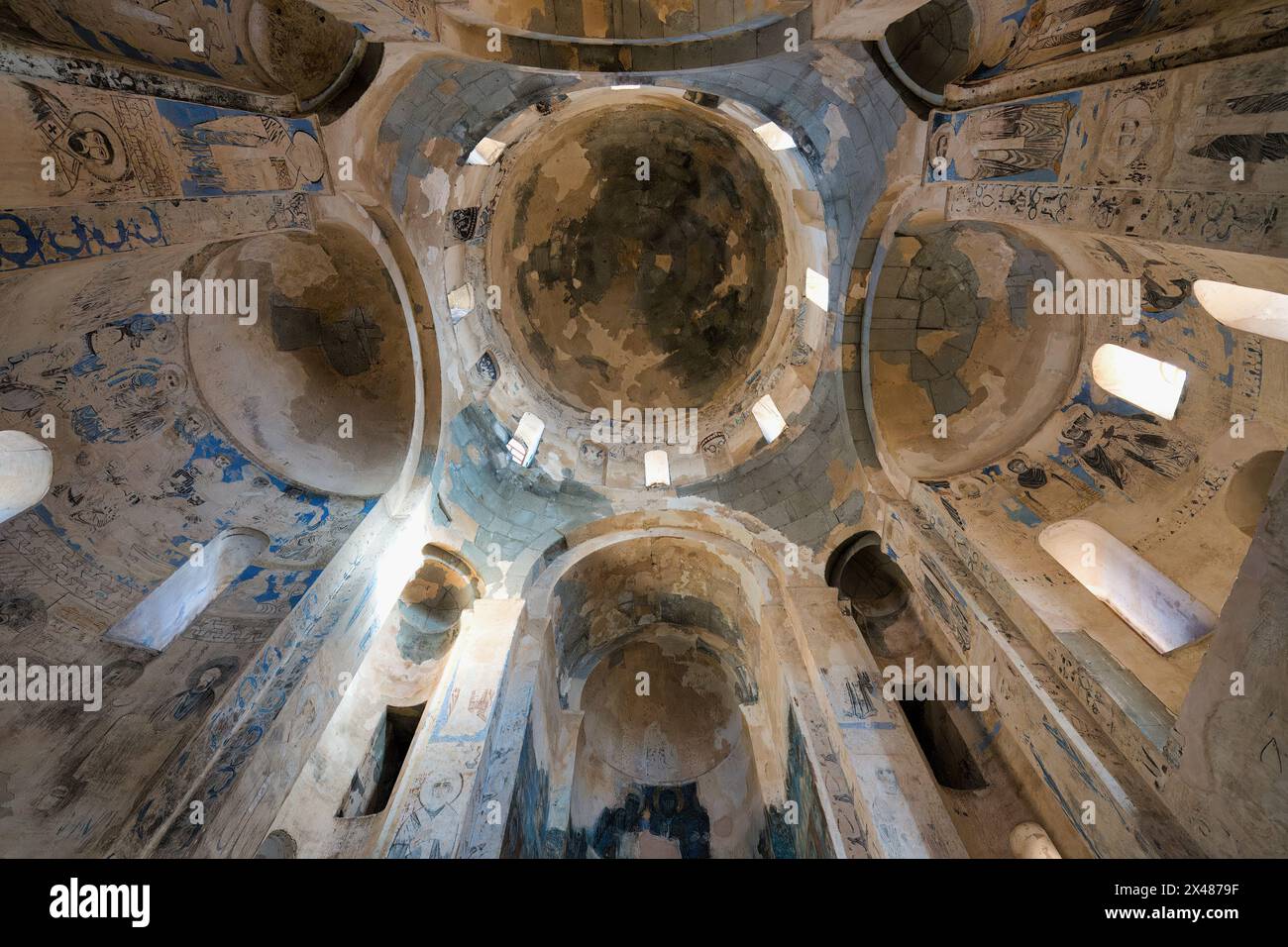 10th century Akdamar Armenian Church of the Holy Cross, Interior ...
