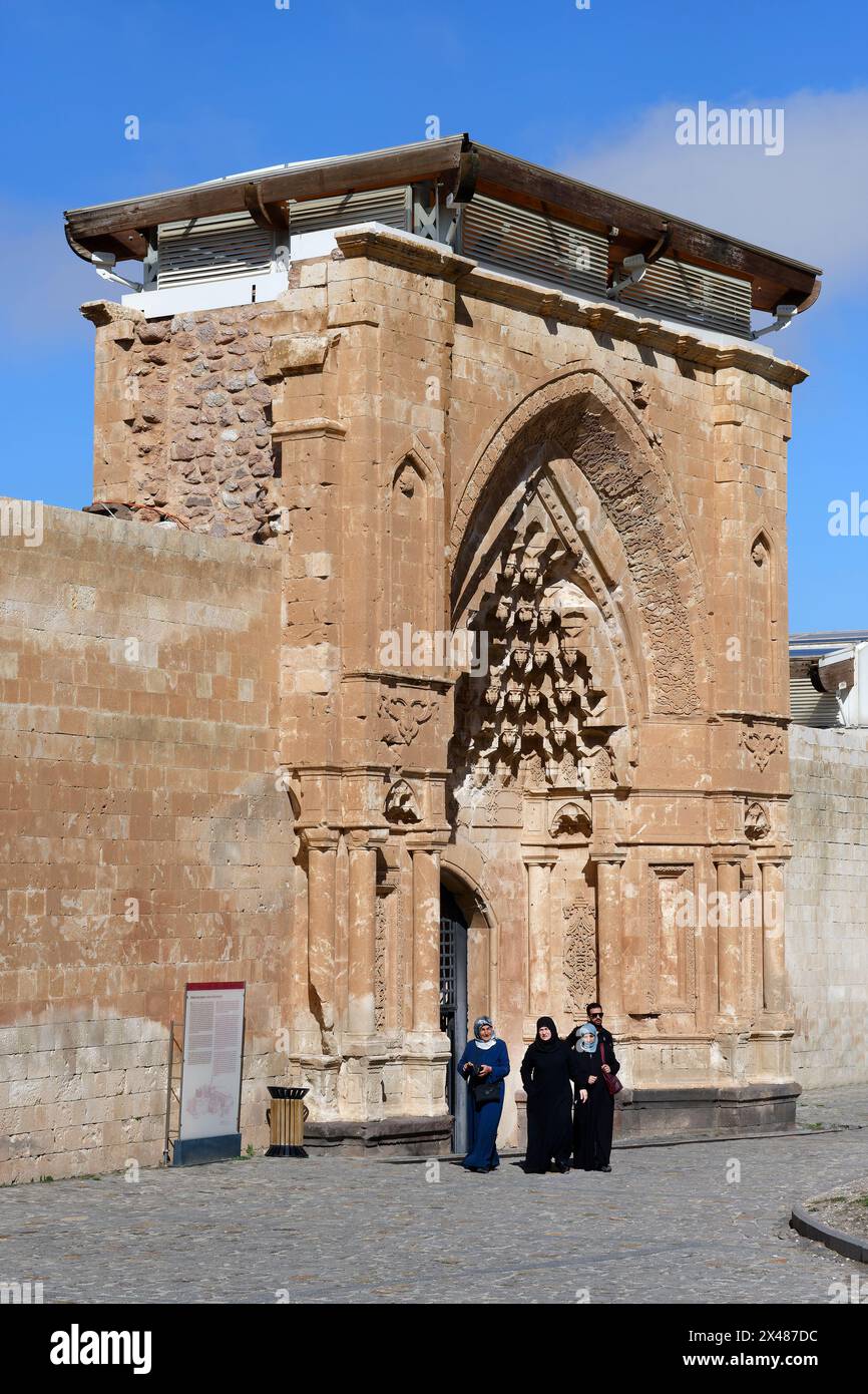 Ishak Pasha palace, Entrance gate, Dogubayazit, Turkey Stock Photo - Alamy