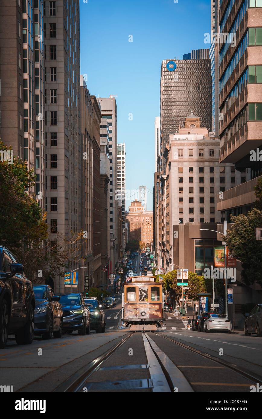Vibrant Street Scene with Cable Car in San Francisco Stock Photo - Alamy