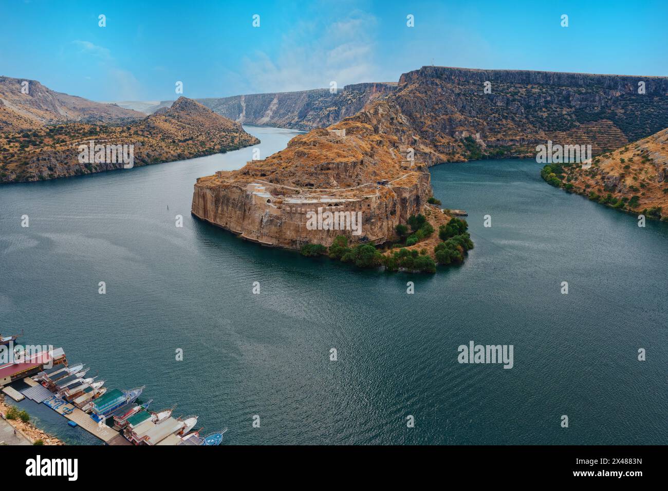 Rumkale roman fortress on the Euphrates River, Halfeti, Turkey Stock ...