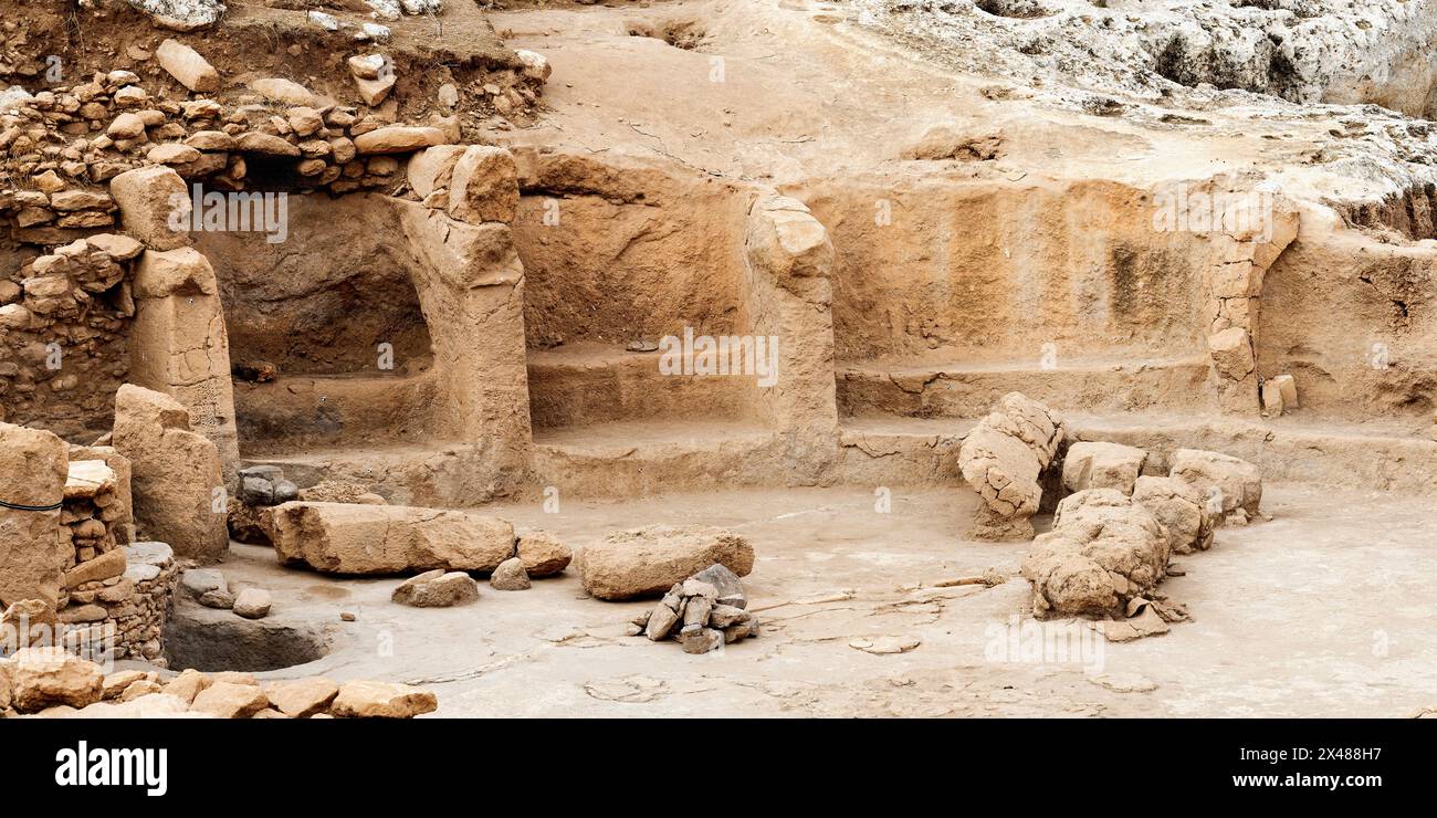 Neolithic archaeological site of Karahan Tepe, Circular stone structure ...