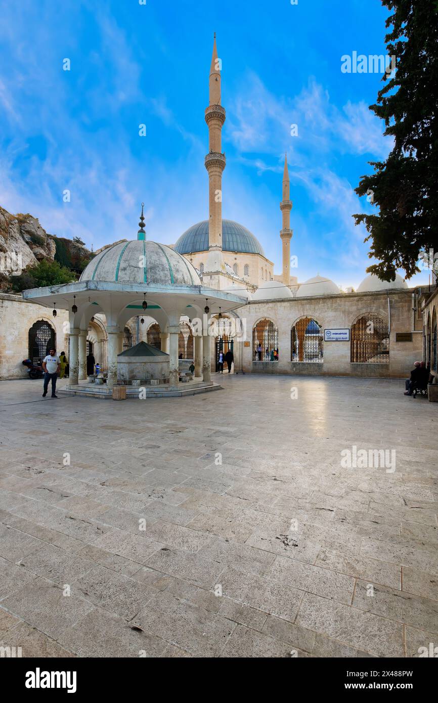 Urfa people hi-res stock photography and images - Alamy