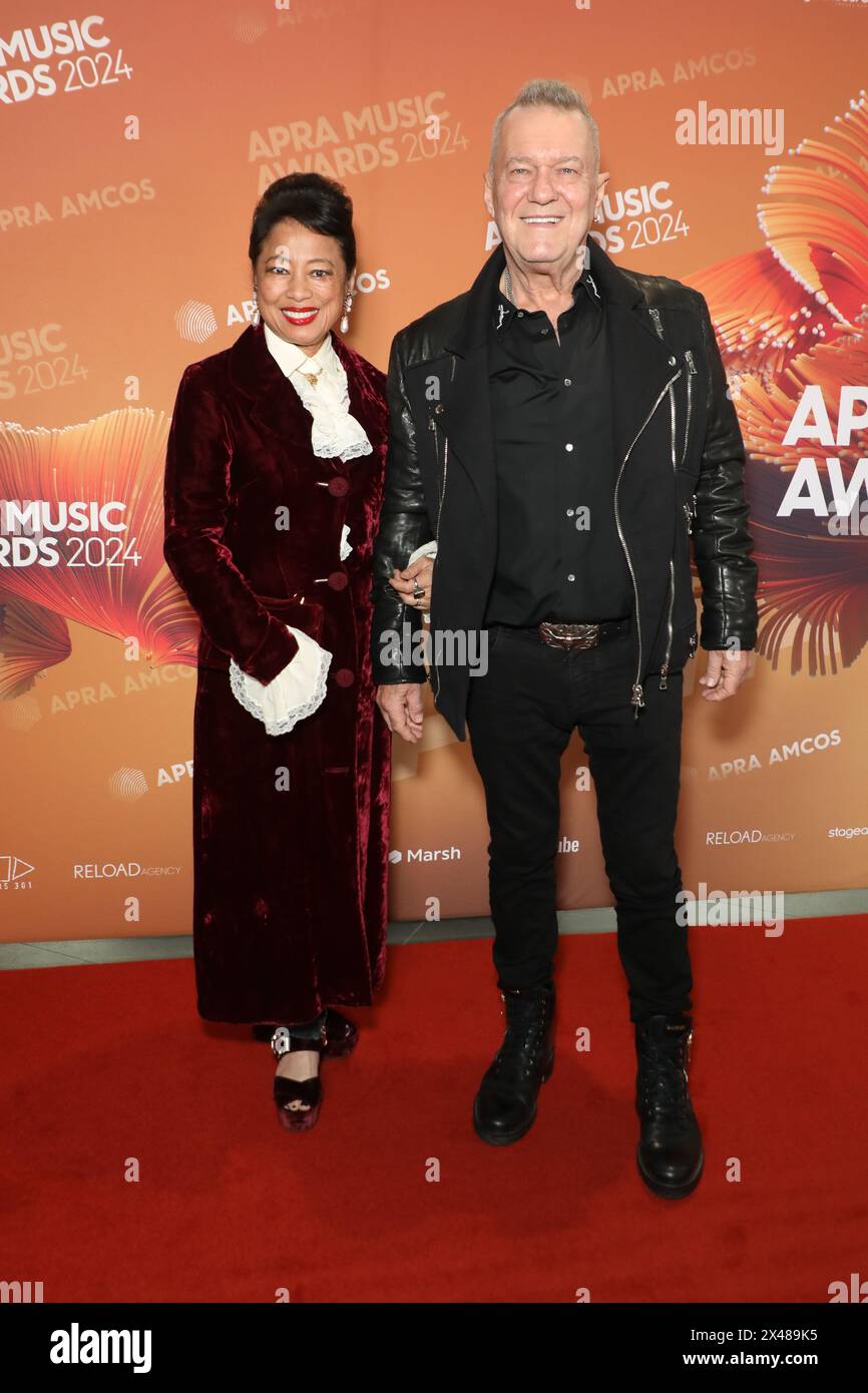 Jane barnes and jimmy barnes hi-res stock photography and images - Alamy