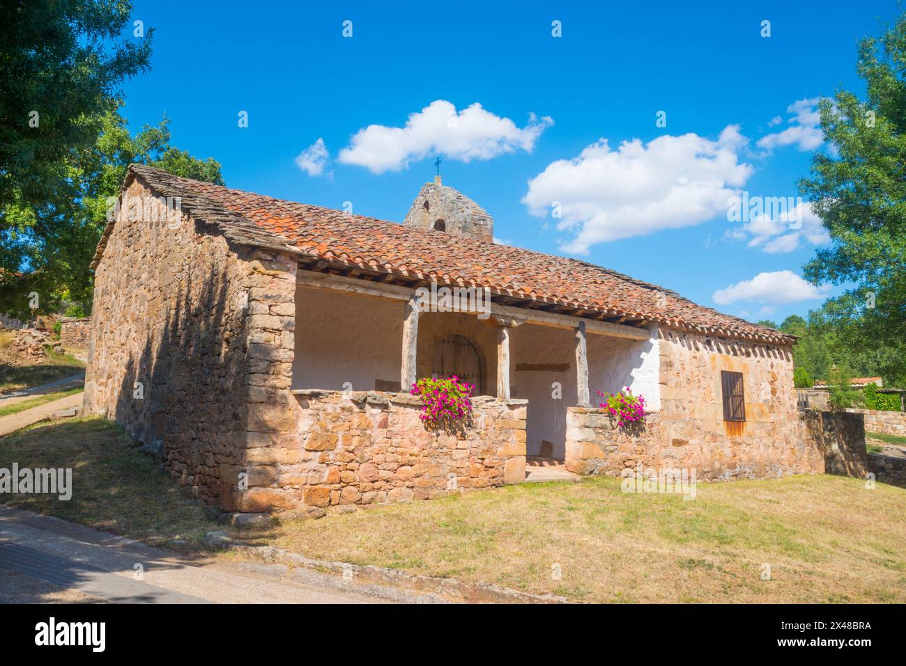 Arquitectura de espejo hi-res stock photography and images - Alamy