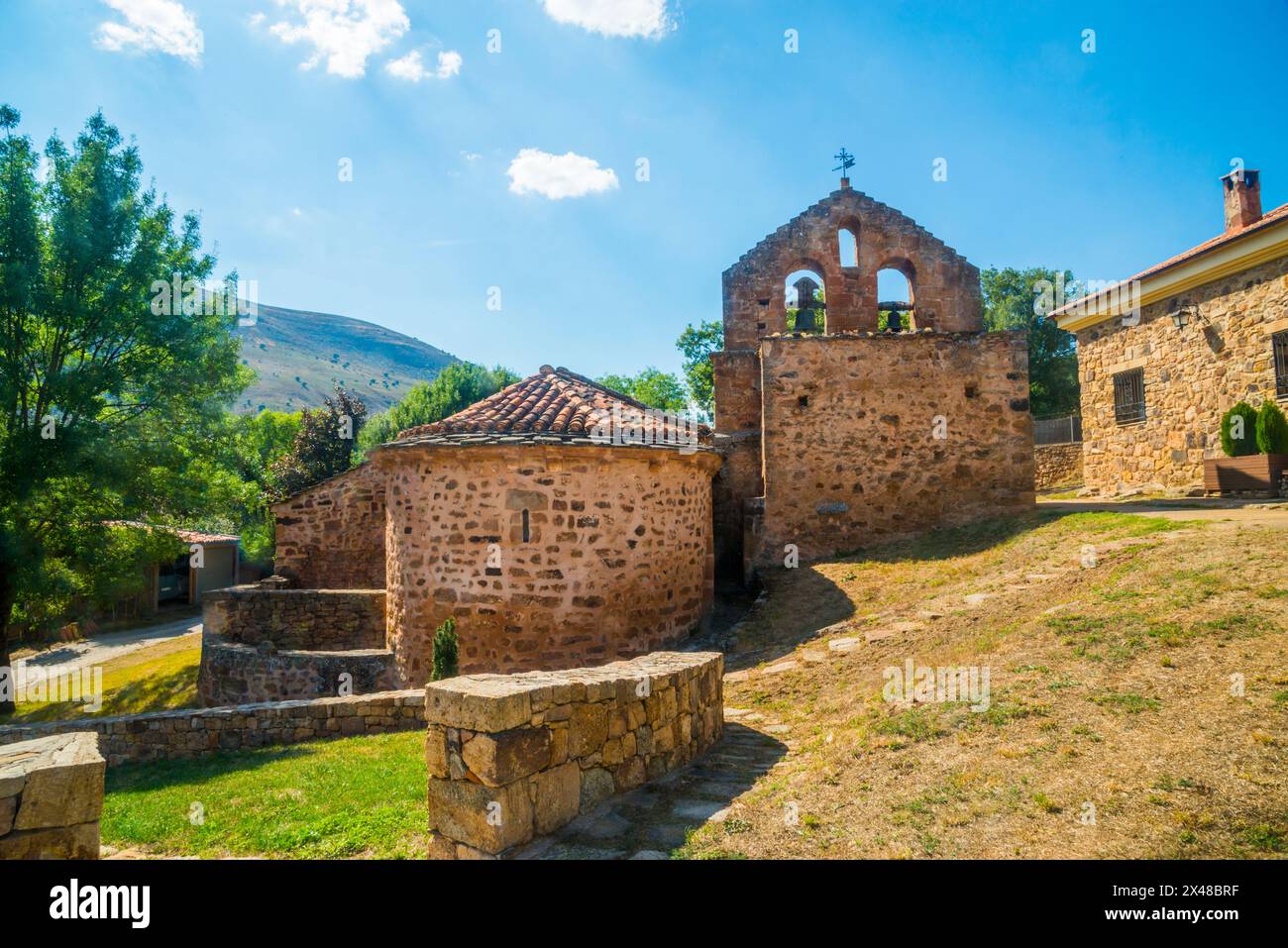 Arquitectura de espejo hi-res stock photography and images - Alamy