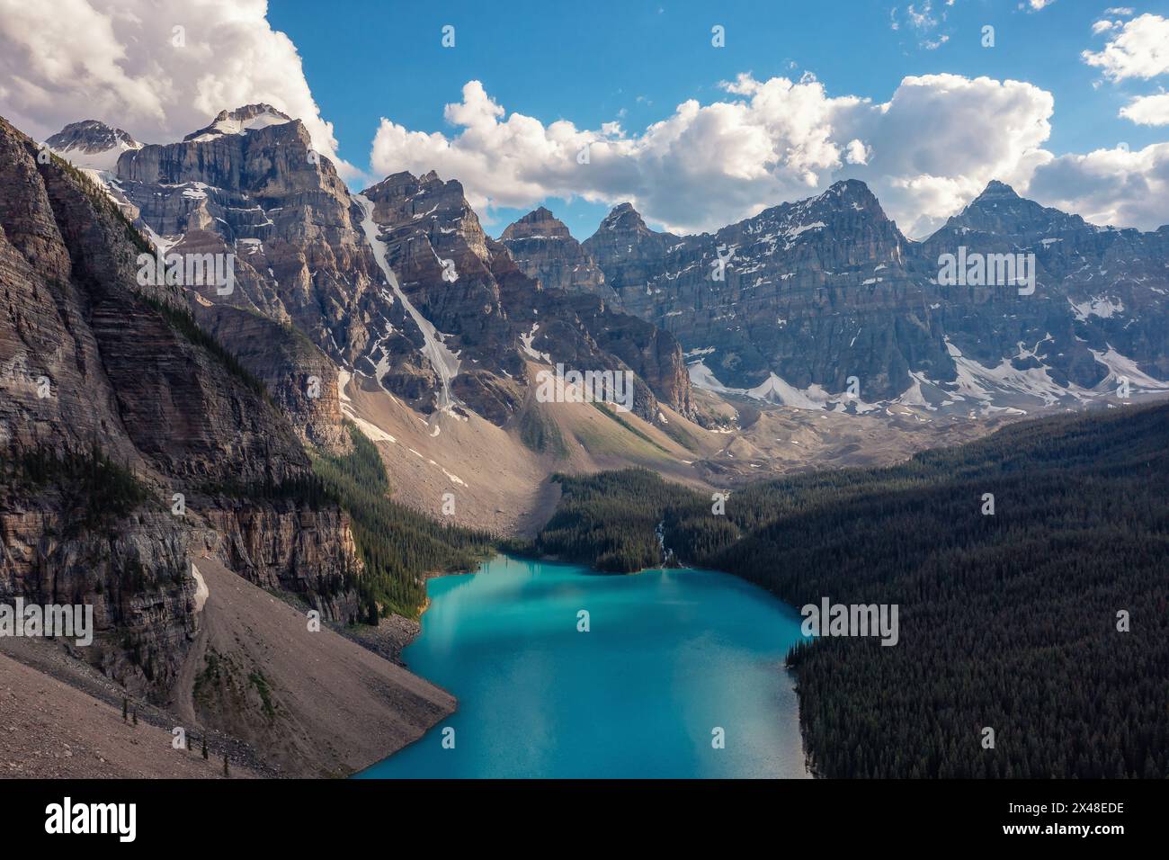 Magical nature of Lake Louise in Banff National Park, Canada ...