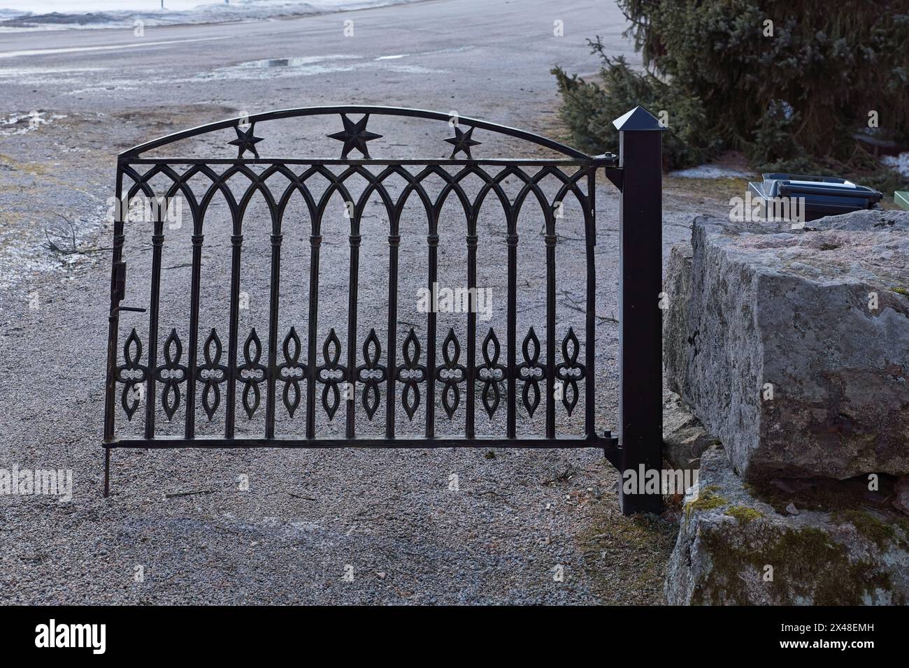 Old decorative wrought iron gate to a cemetery Stock Photo - Alamy