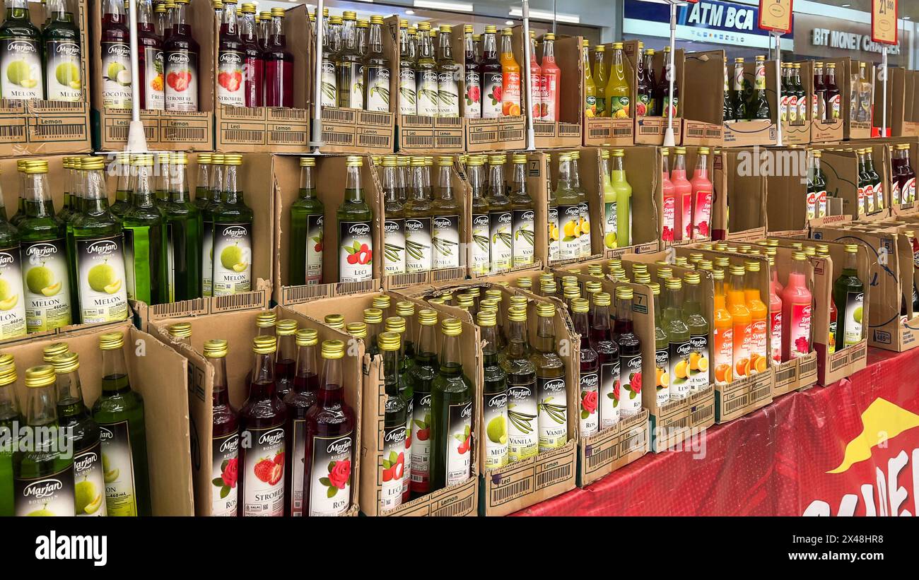 Marjan Syrup is a double strength sugar syrup with a selection of ...