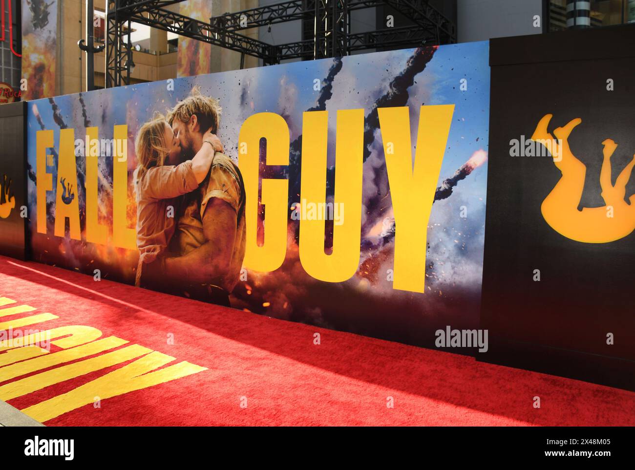 HOLLYWOOD, CALIFORNIA - APRIL 30: Atmosphere attends the Los Angeles ...