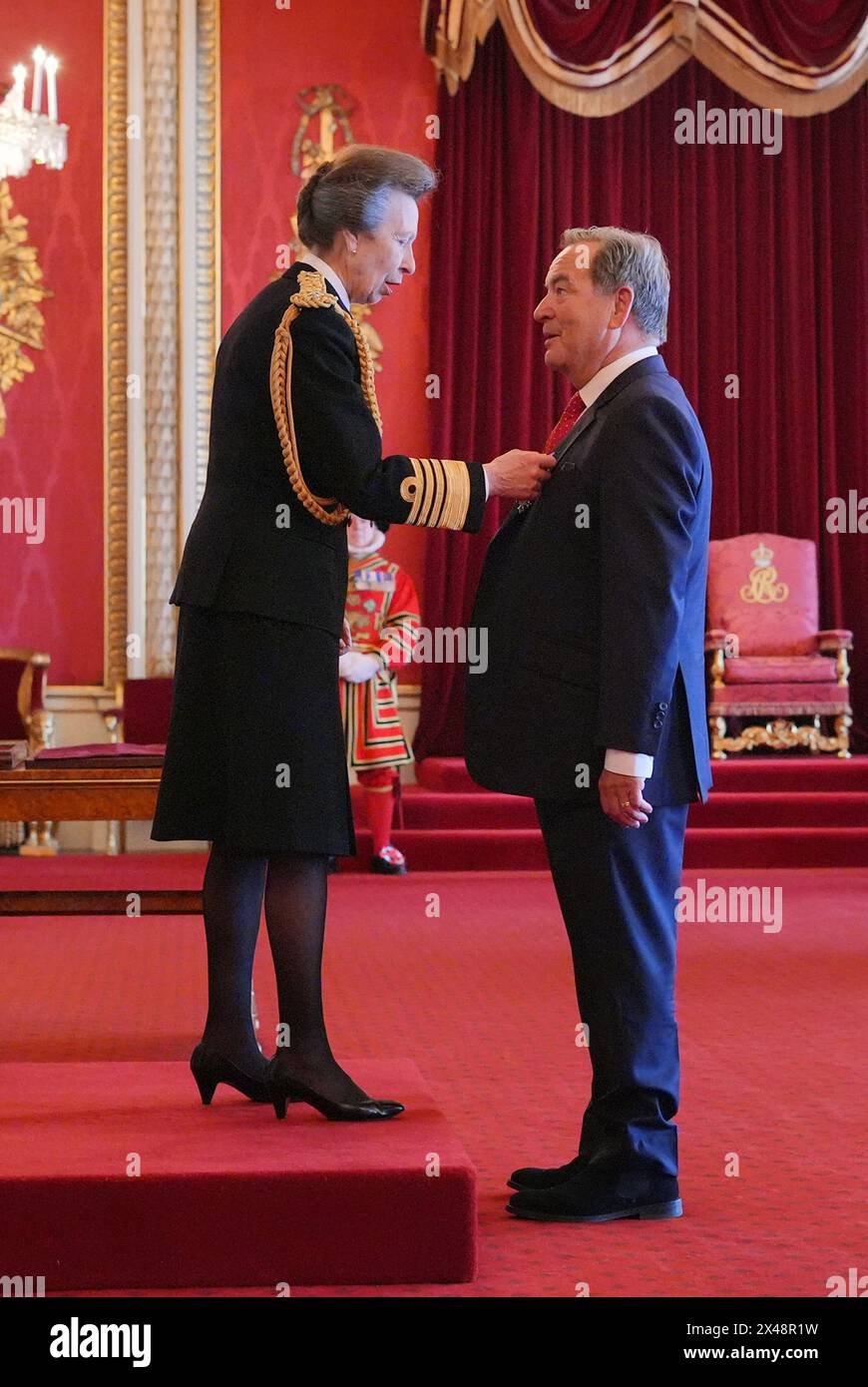 Robert Stelling (Jeff Stelling), lately Broadcaster, Sky Sports, is ...