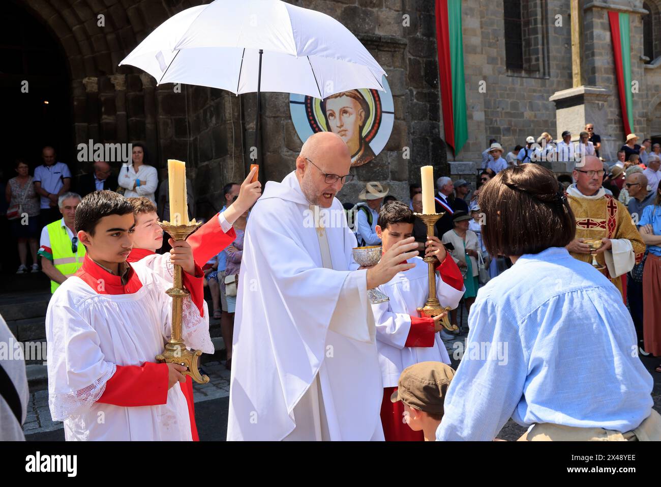 Le Dorat, France. Septennial ostensions of Dorat which celebrate the ...