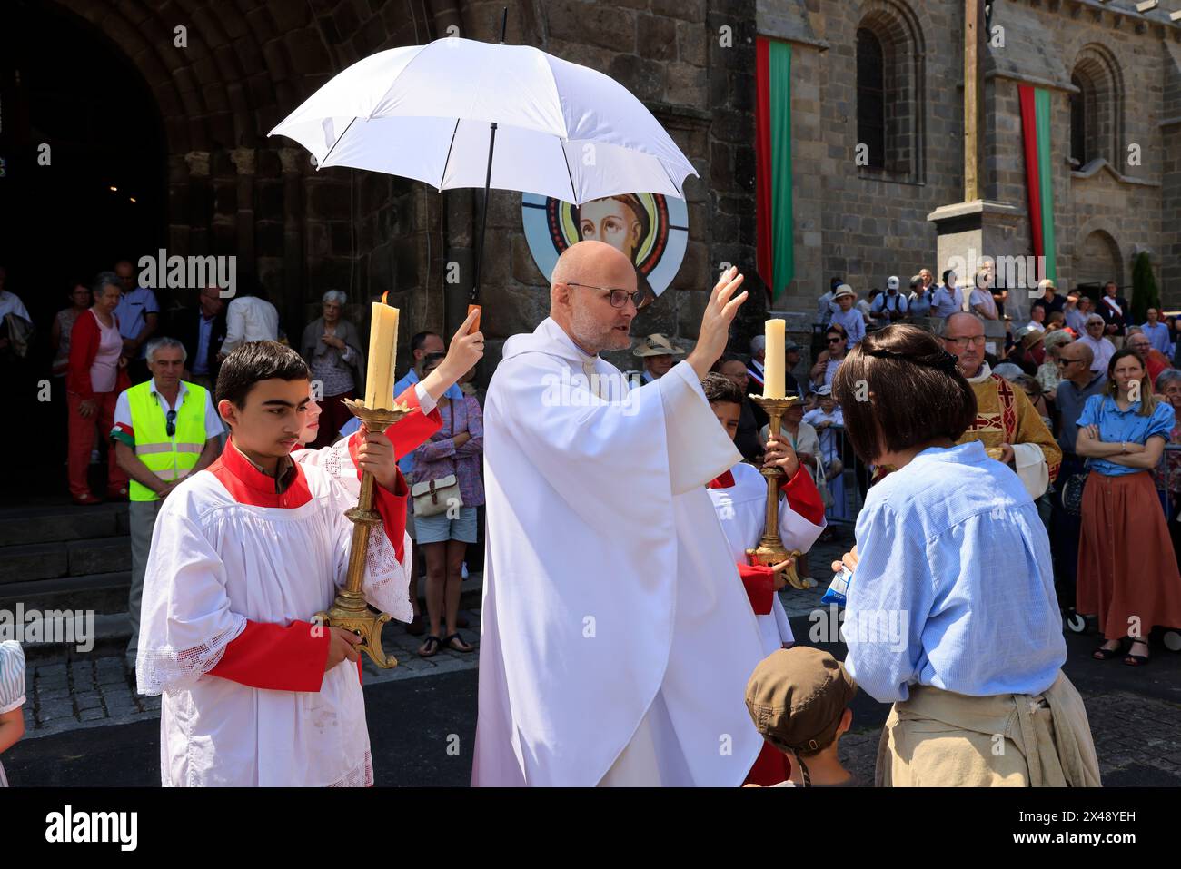 Le Dorat, France. Septennial ostensions of Dorat which celebrate the ...