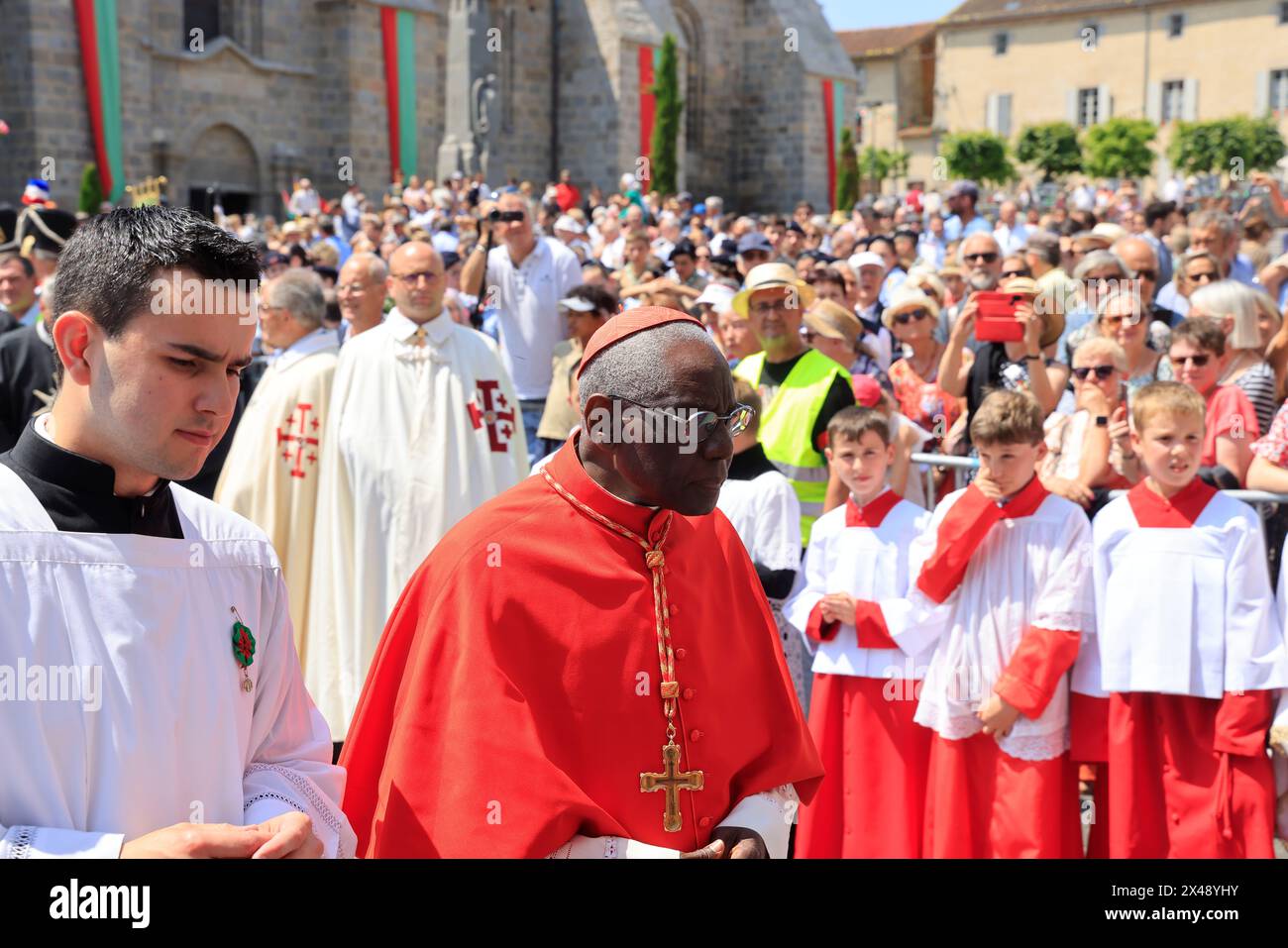 Le Dorat, France. Septennial ostensions of Dorat which celebrate the ...