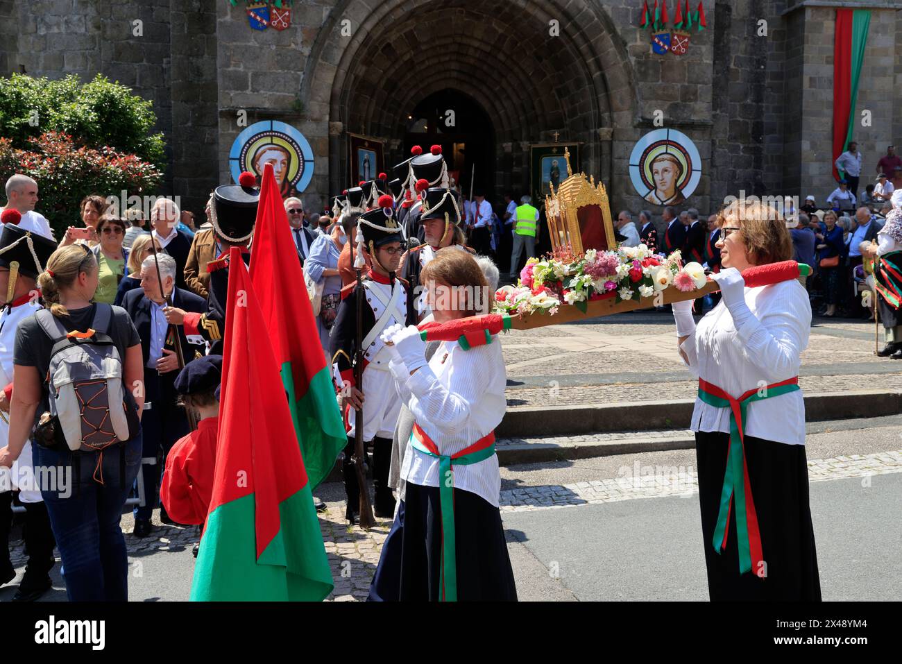 Le Dorat, France. Septennial ostensions of Dorat which celebrate the ...