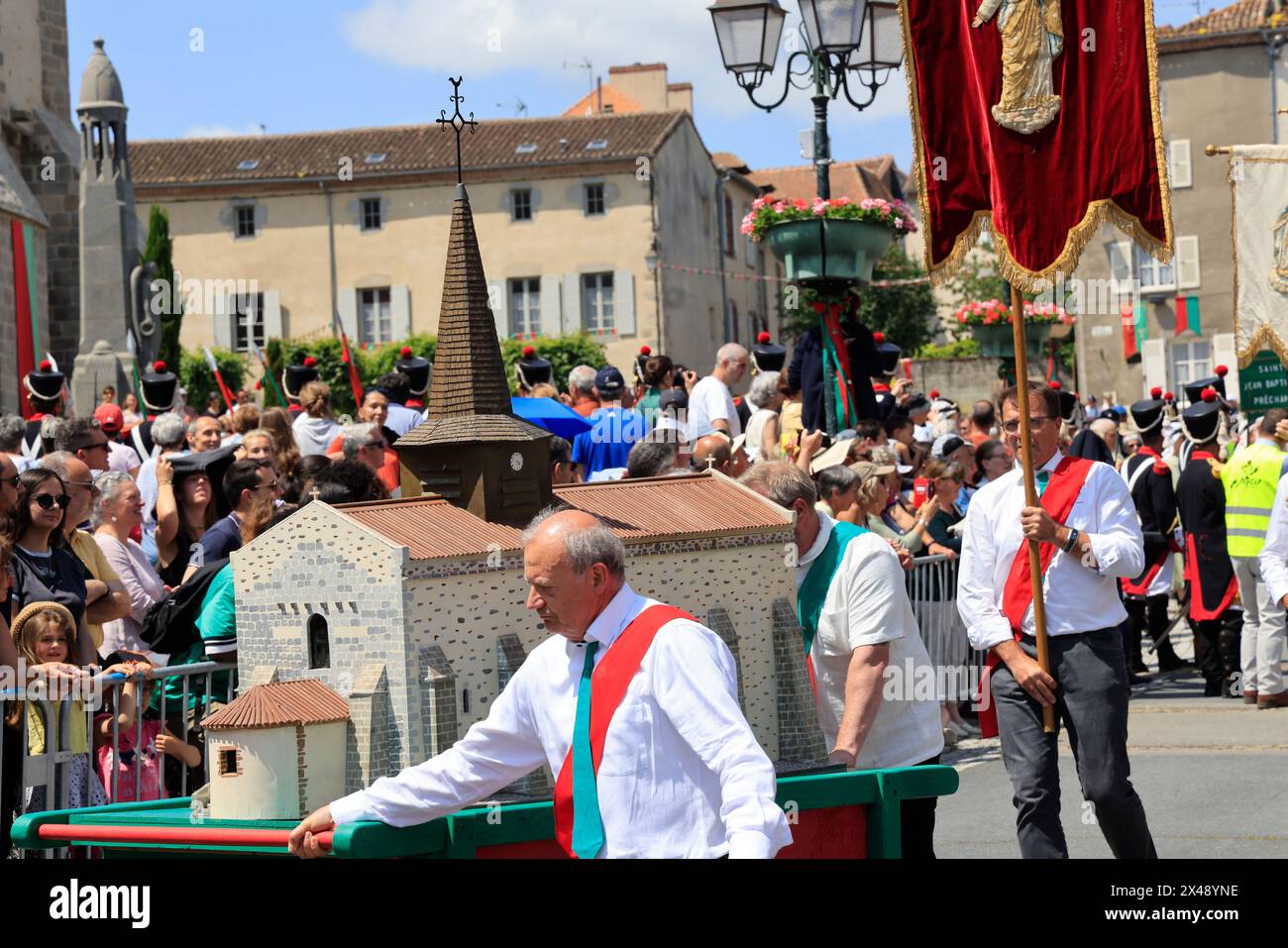 Le Dorat, France. Septennial ostensions of Dorat which celebrate the ...