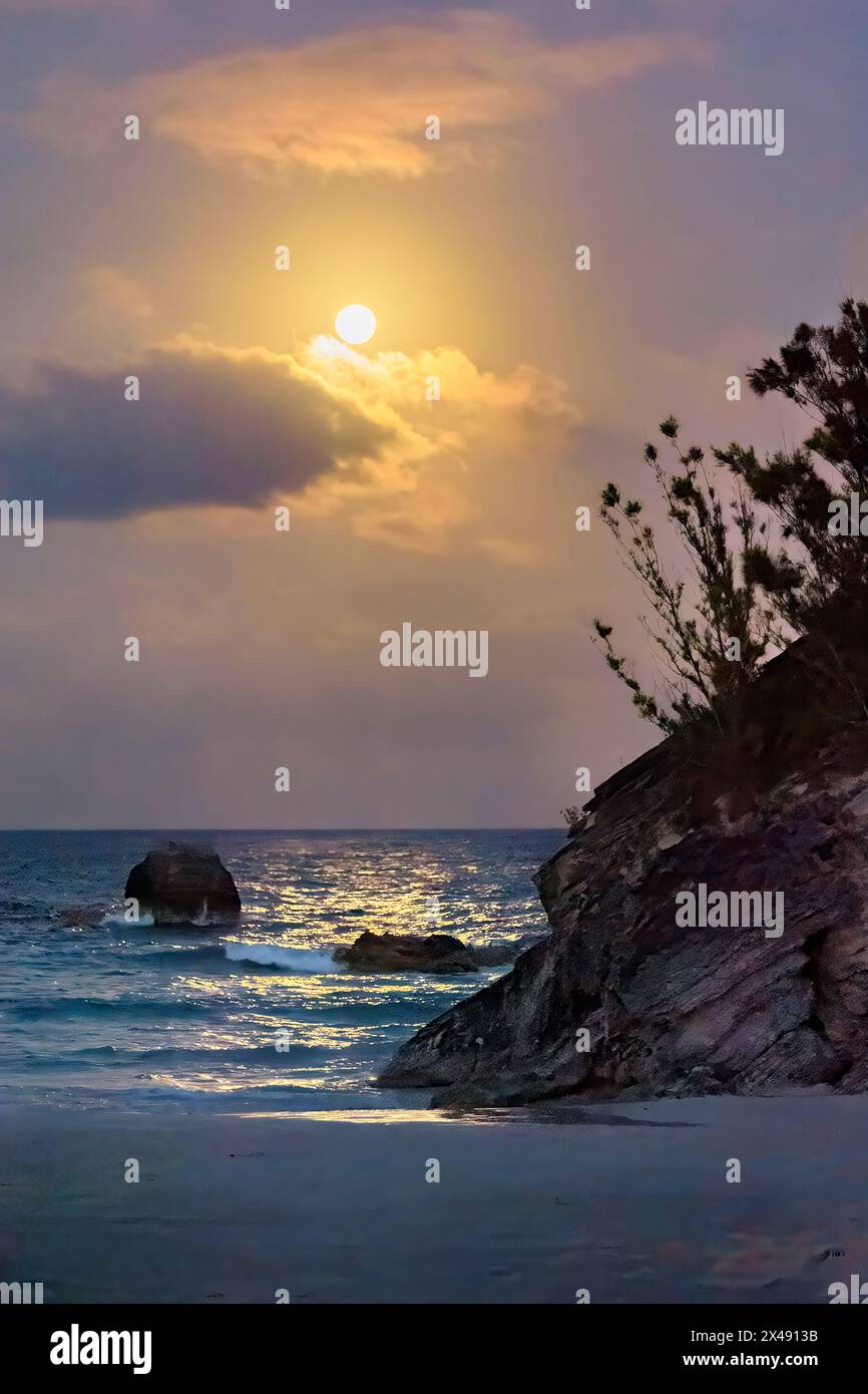 Pink Moon Rising Over Horseshoe Bay Beach Bermuda Stock Photo - Alamy