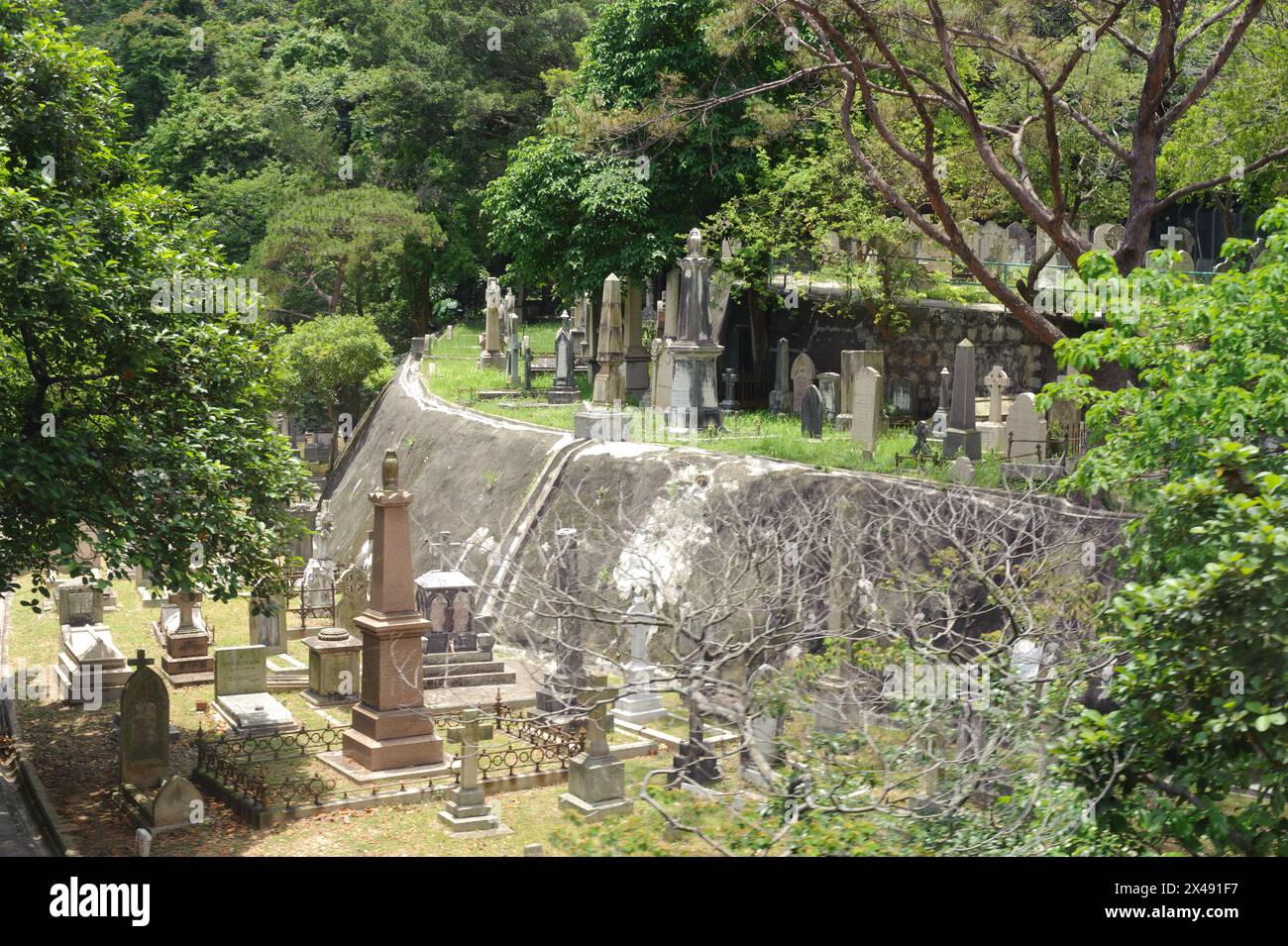 The cemetery in Hong Kong Stock Photo - Alamy