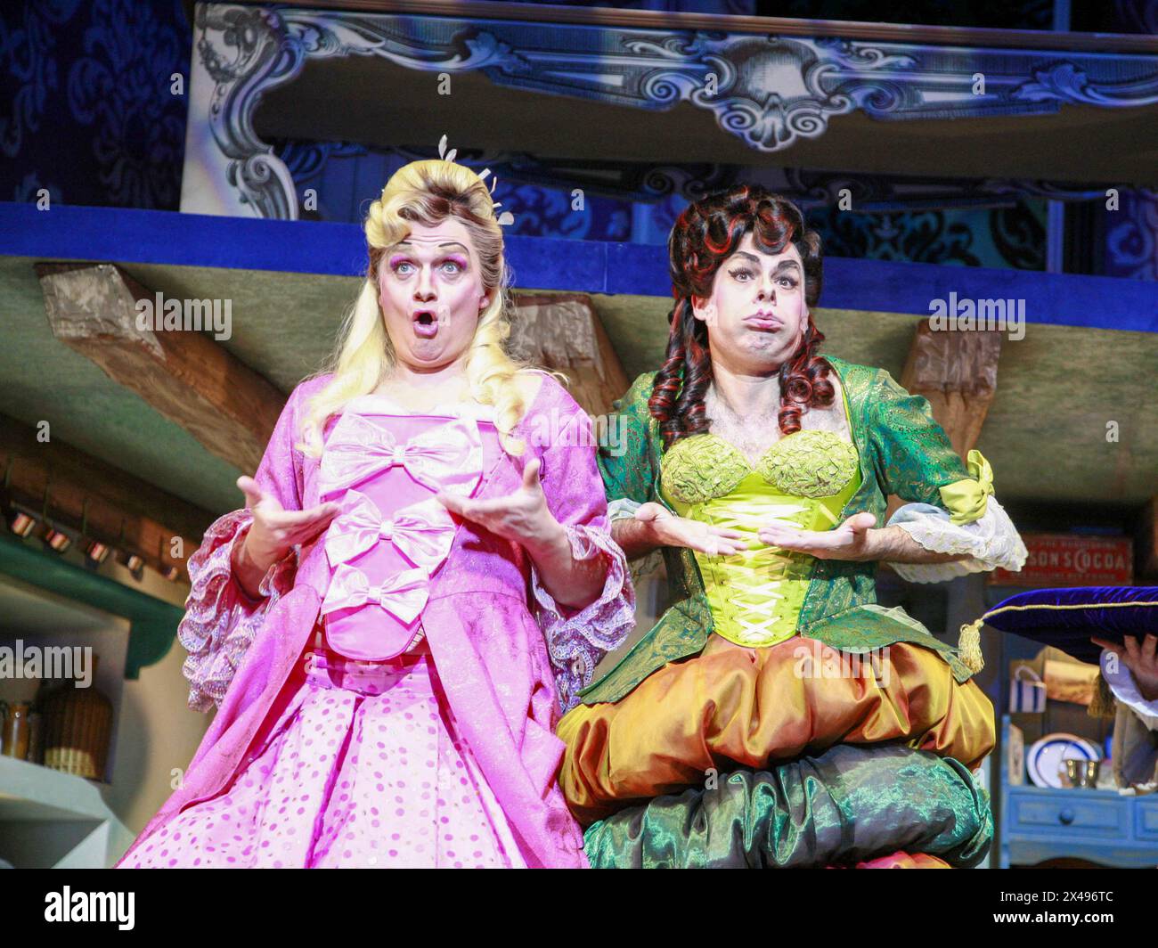 The ugly sisters cinderella hi-res stock photography and images - Alamy