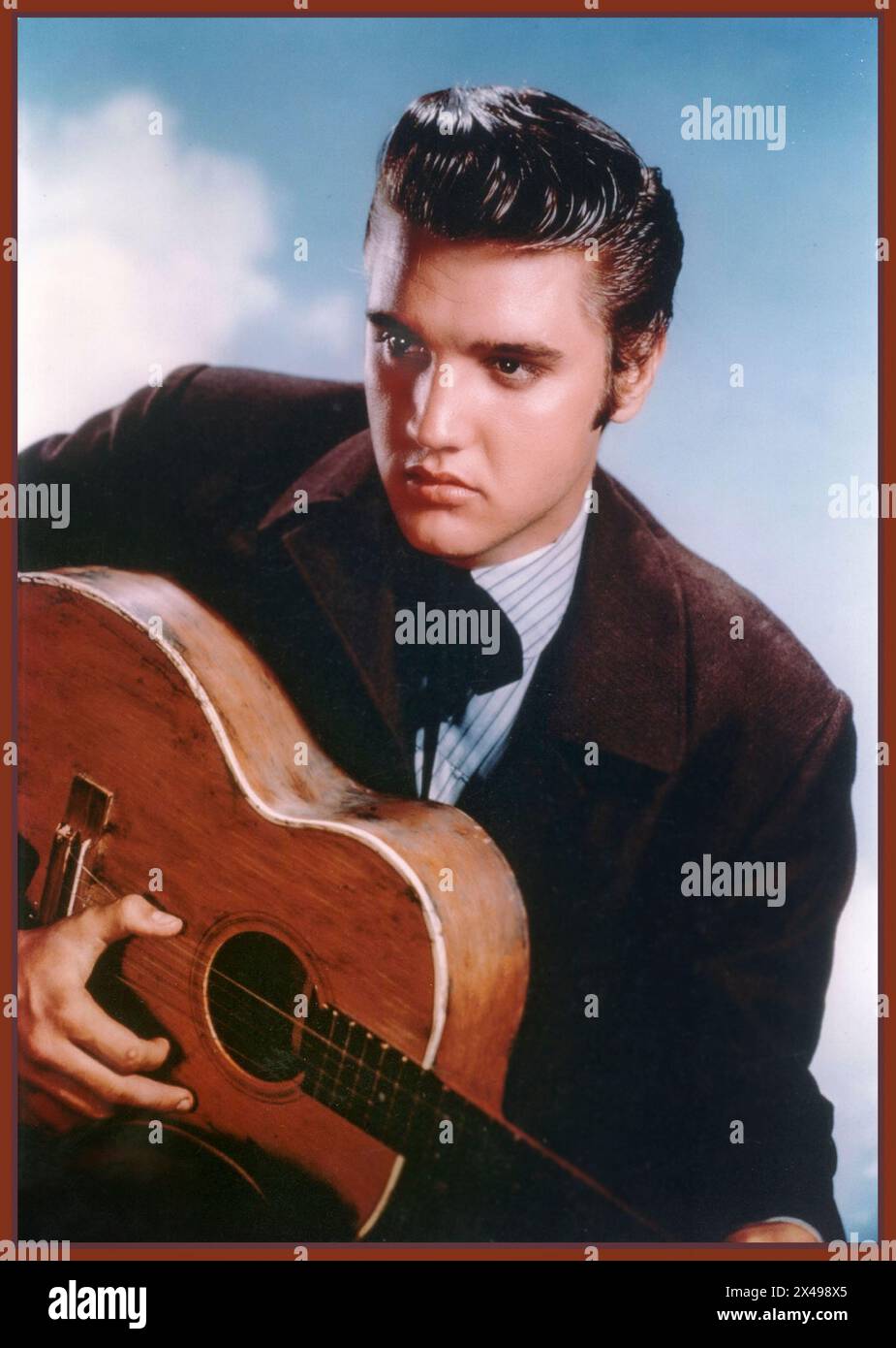Elvis presley 1950s hi-res stock photography and images - Alamy