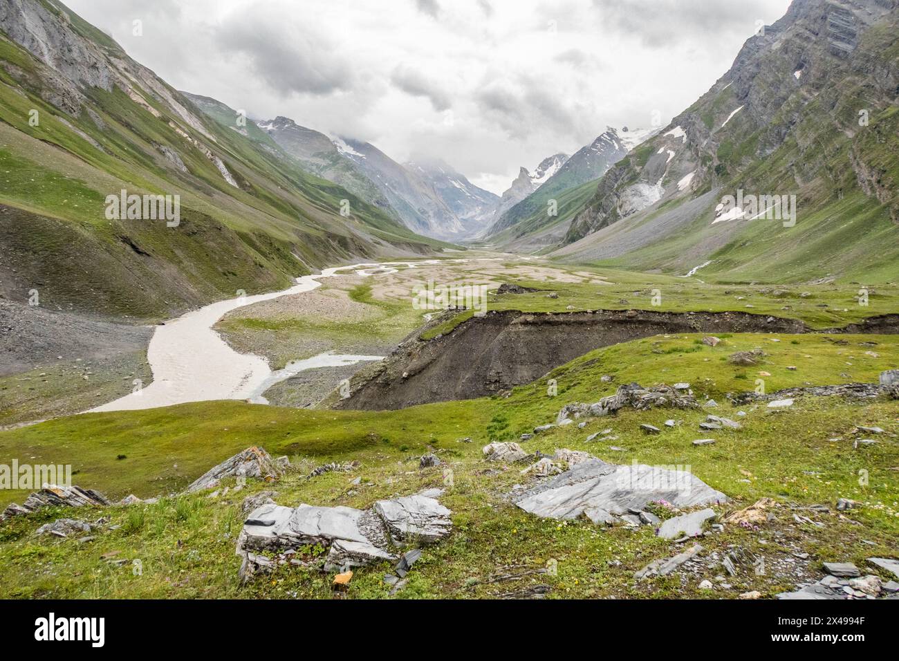 Trekking to Sukhnai village, Warwan Valley, Kashmir, India Stock Photo ...