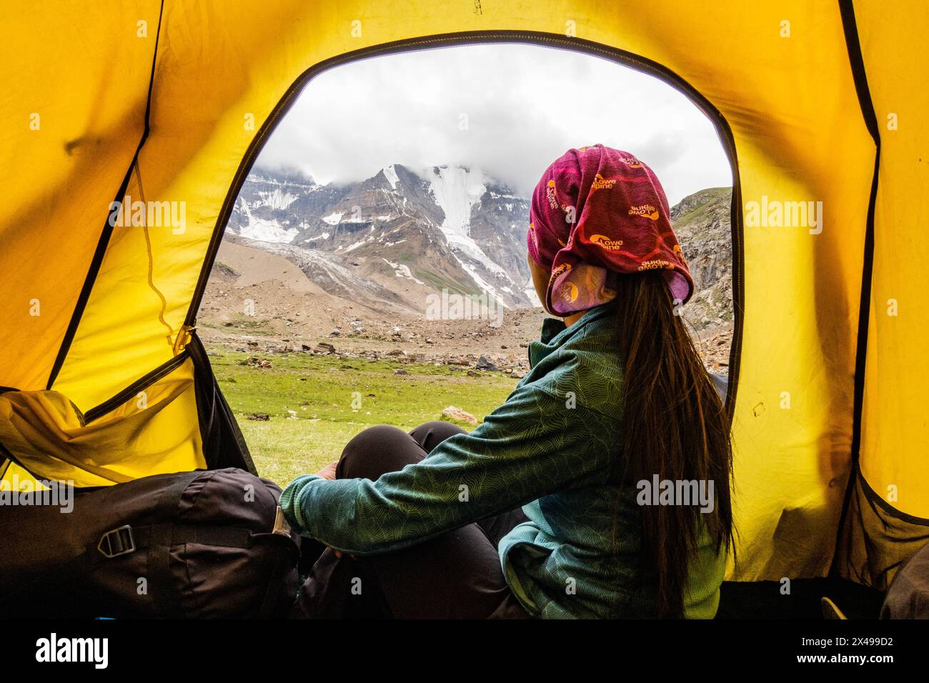 Camping in the Warwan Valley, Pir Panjal Range, Kashmir, India Stock ...
