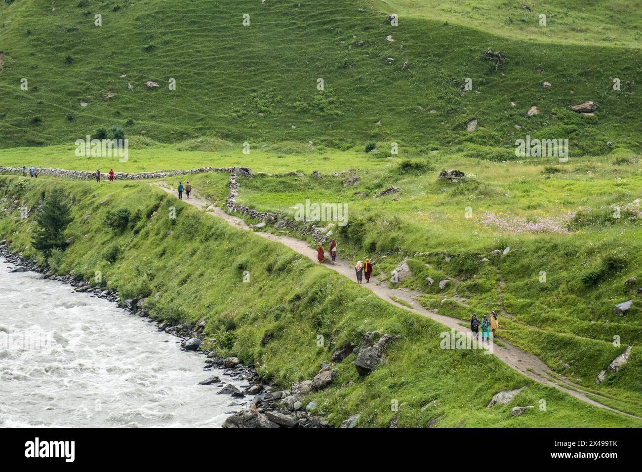 Stunning sceneries around Sukhnai village, Warwan Valley, Kashmir ...