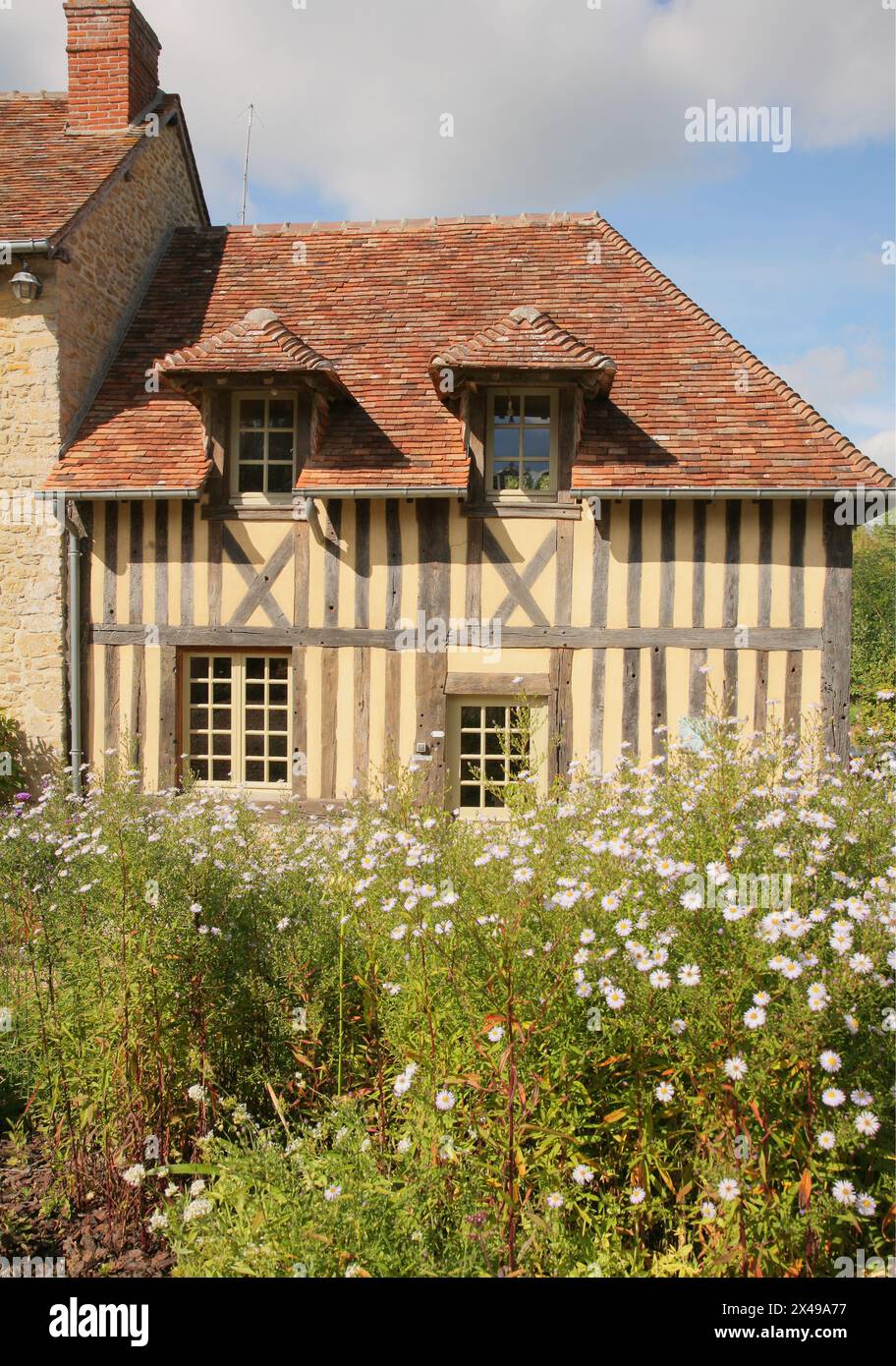 Historic French Wooden Frame house in Normandy Stock Photo - Alamy