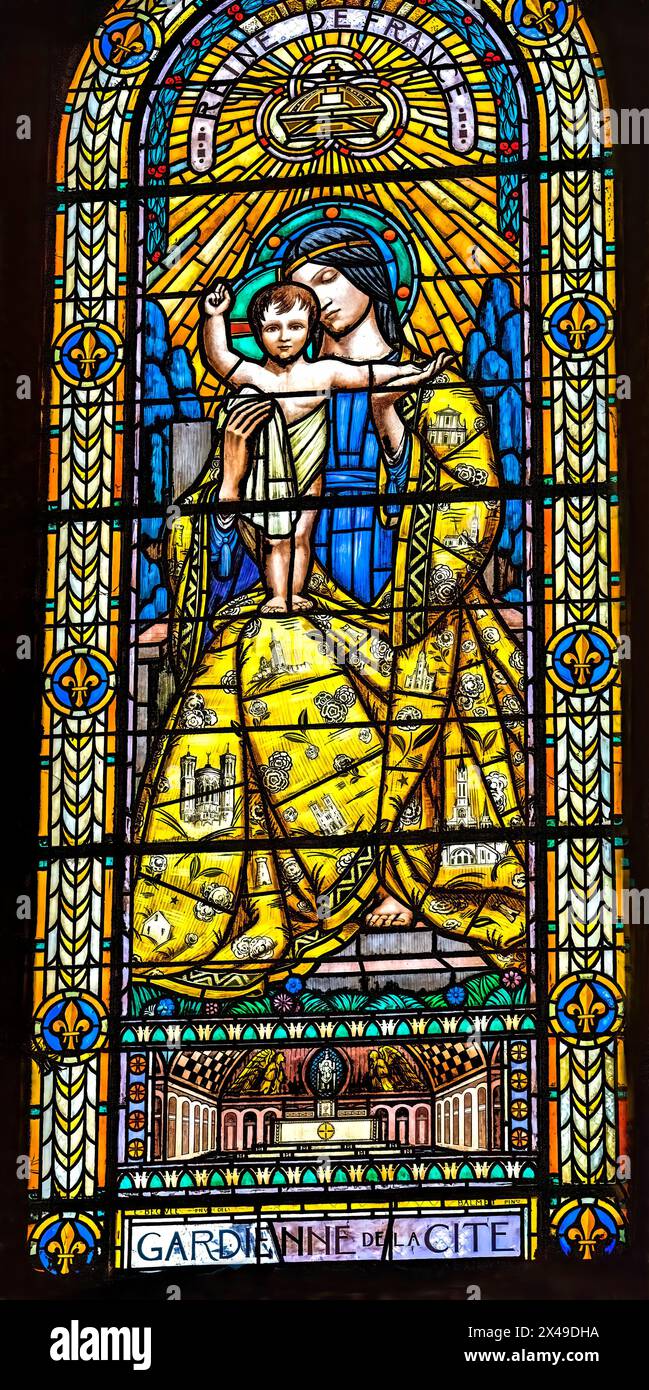 Virgin Mary Jesus Guardian of the City Stained Glass Saint Pothin ...