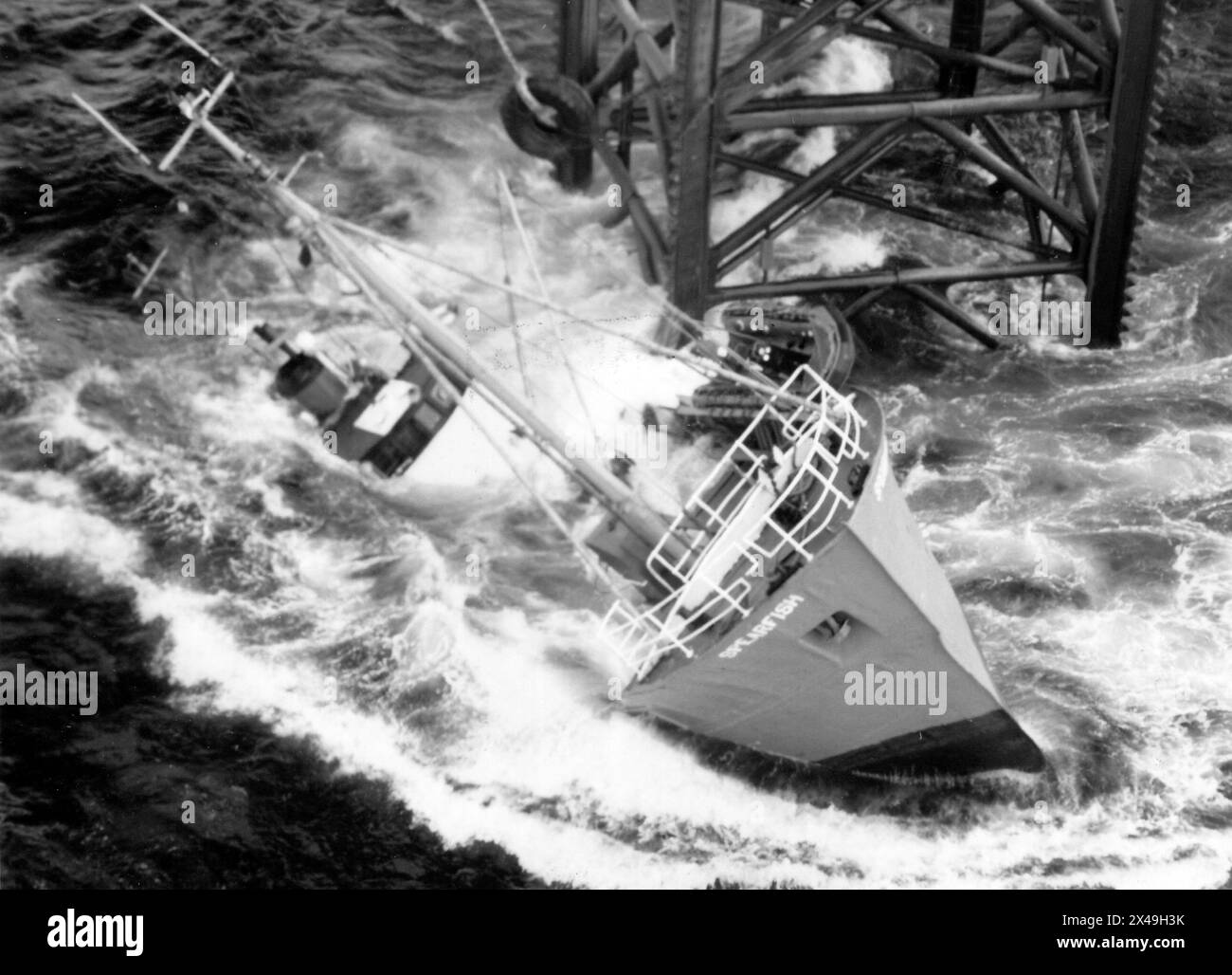 THE SUPPLY VESSEL SPEARFISH SINKS IN THE ENGLISH CHANNEL AFTER ...