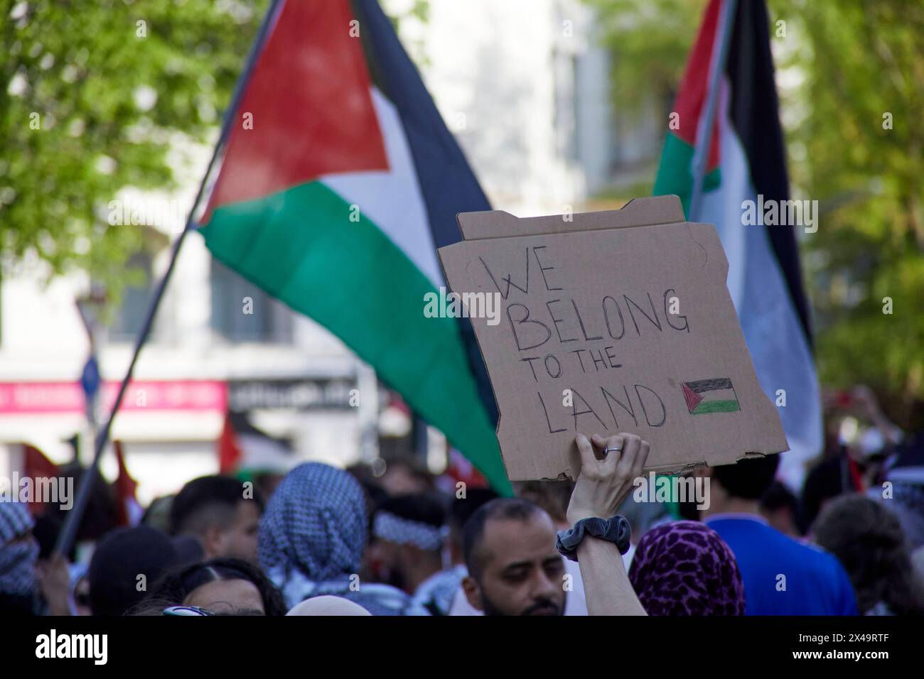 Revolutionäre 1. Mai Demonstration, Berlin, Südstern, free palestine ...