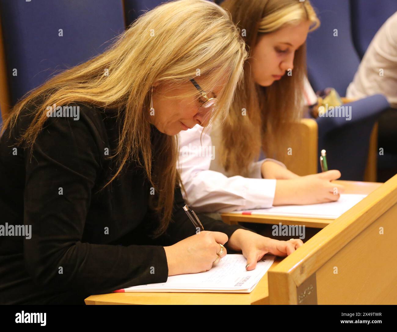 Exam paper a hi-res stock photography and images - Alamy