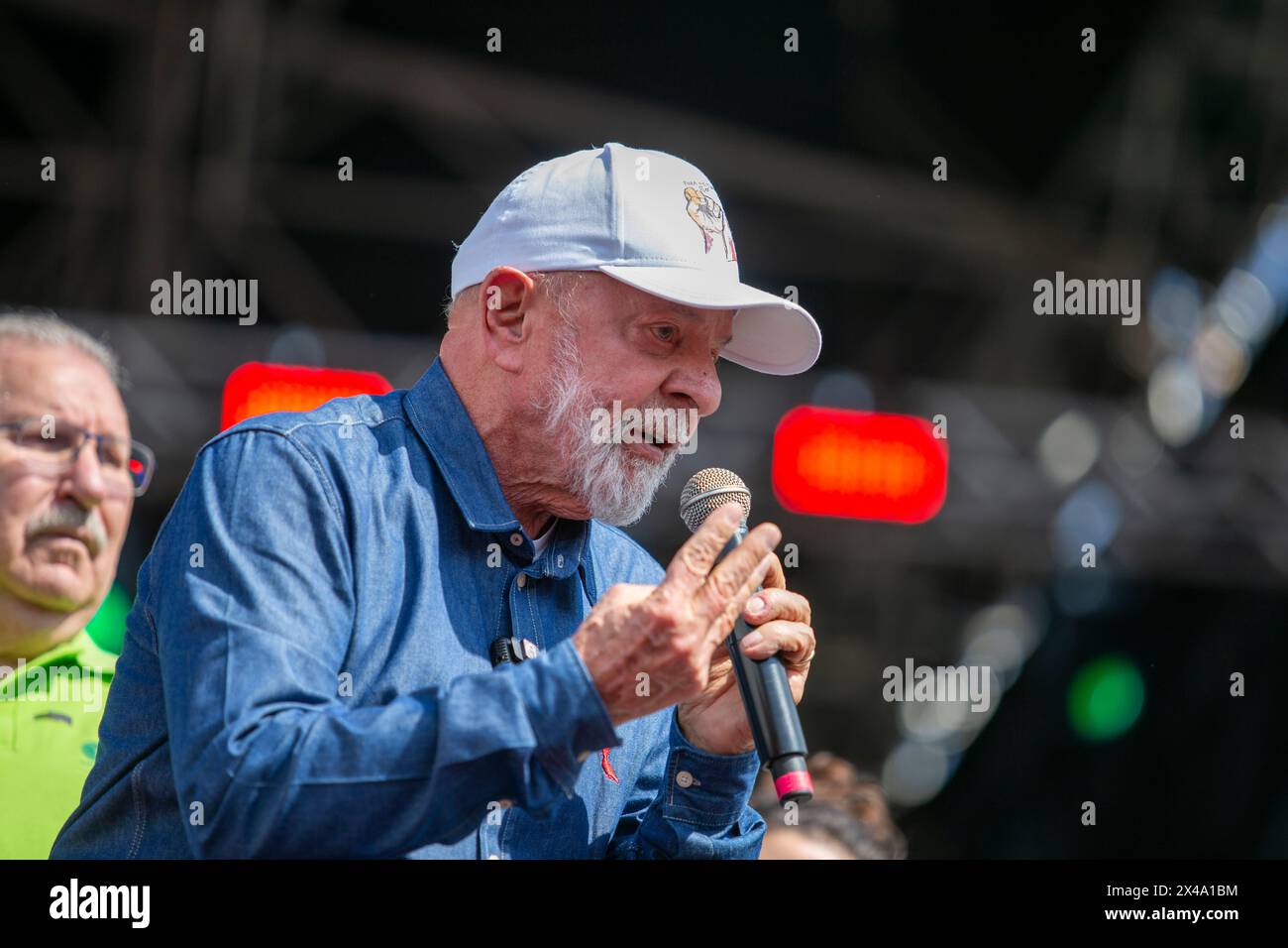 Qua mica hi-res stock photography and images - Alamy