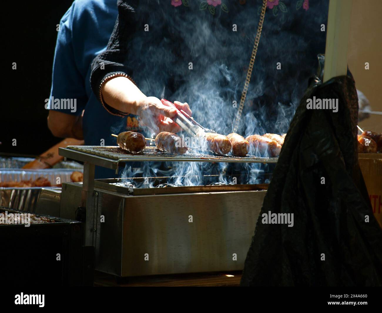 Bbq meat sticks icon hi-res stock photography and images - Alamy