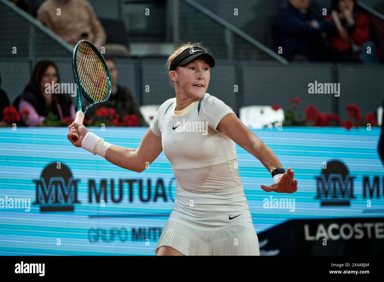 Aryna sabalenka v mirra andreeva hi-res stock photography and images ...