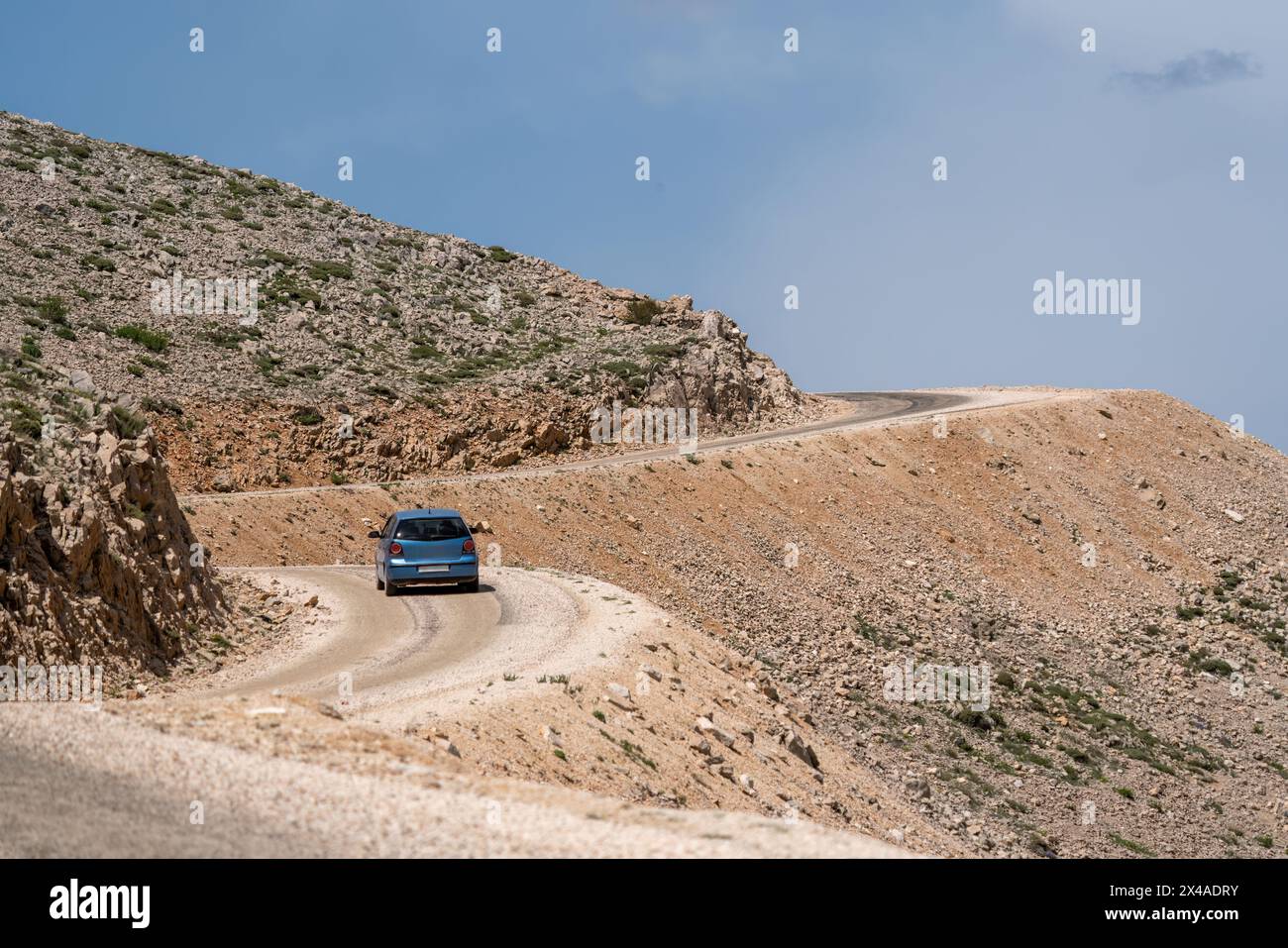 Dirt track plateau hi-res stock photography and images - Alamy
