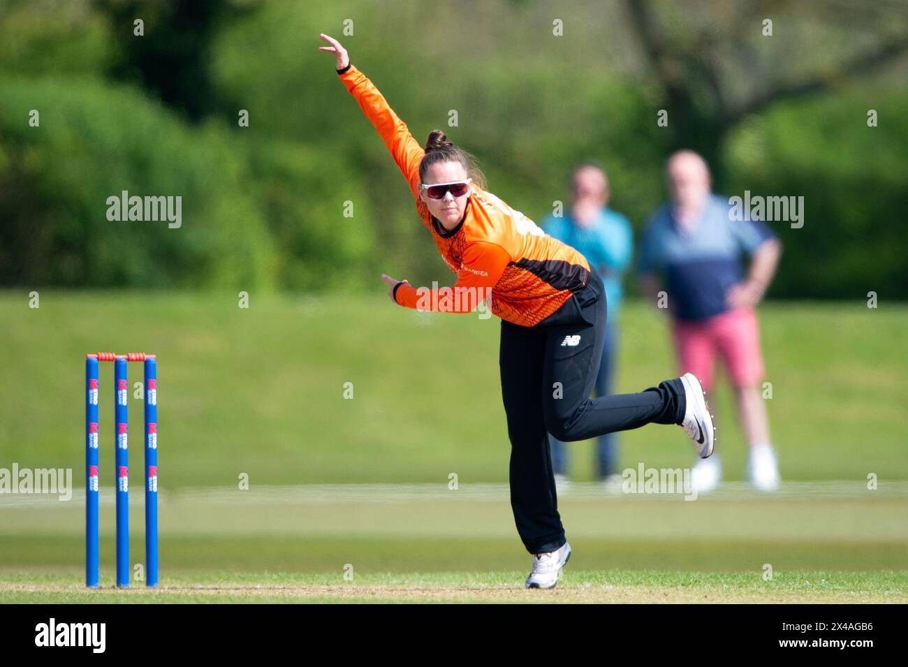 Stokenchurch, UK, 1st May 2024. Linsey Smith of Southern Vipers bowling ...