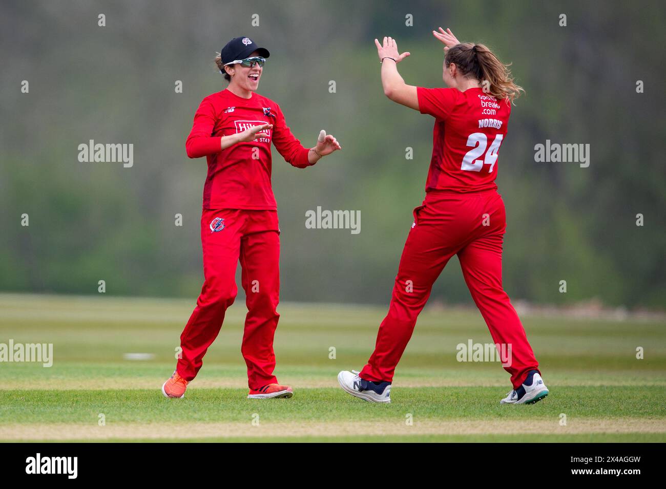 Stokenchurch, UK, 1st May 2024. Fi Morris (left) and Tara Norris of ...