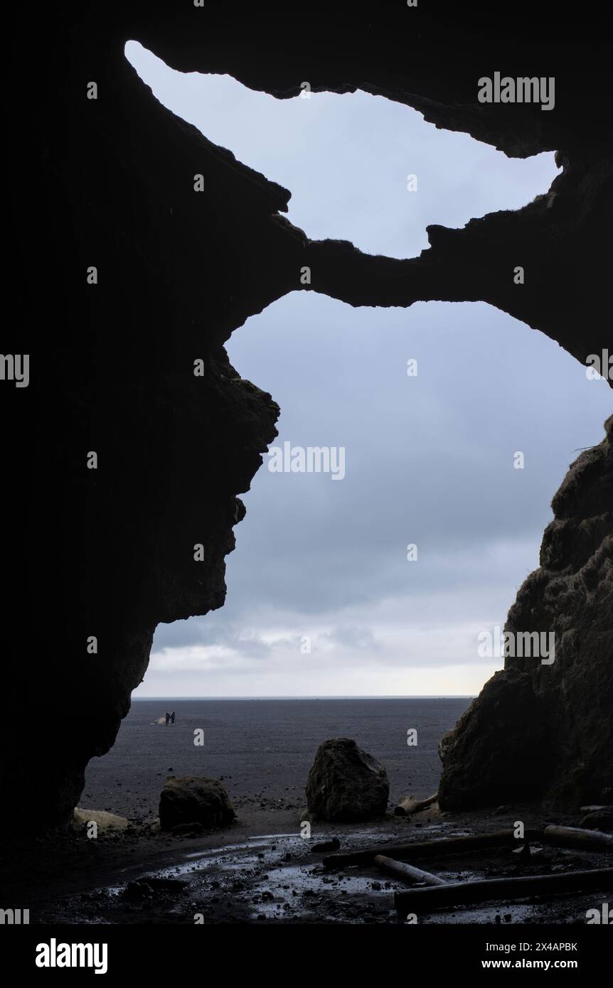 Iceland yoda cave hi-res stock photography and images - Alamy
